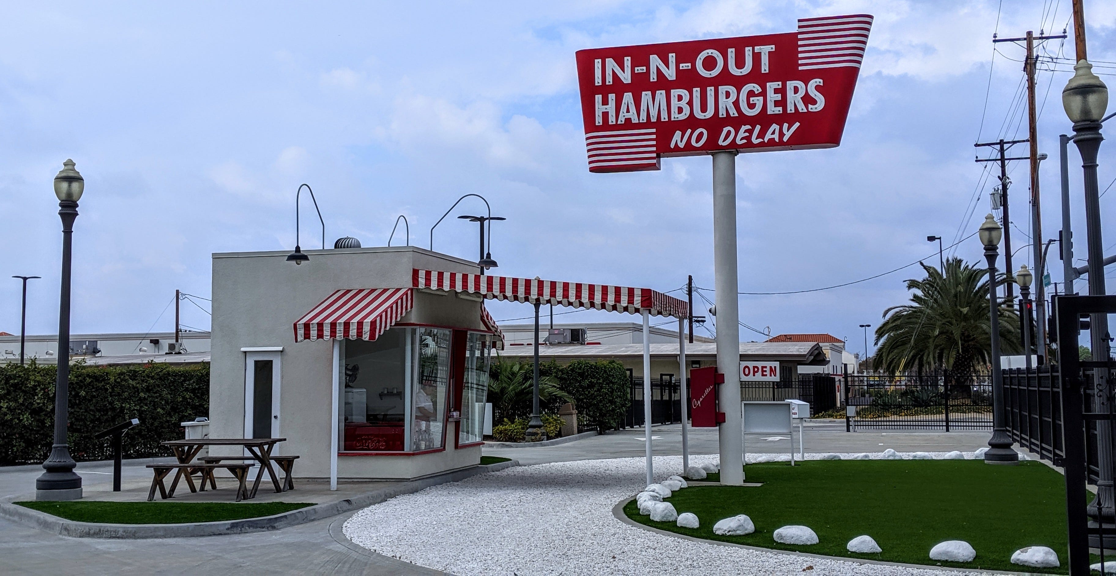 In-N-Out Burger California Los Angeles Fast Food Restaurant