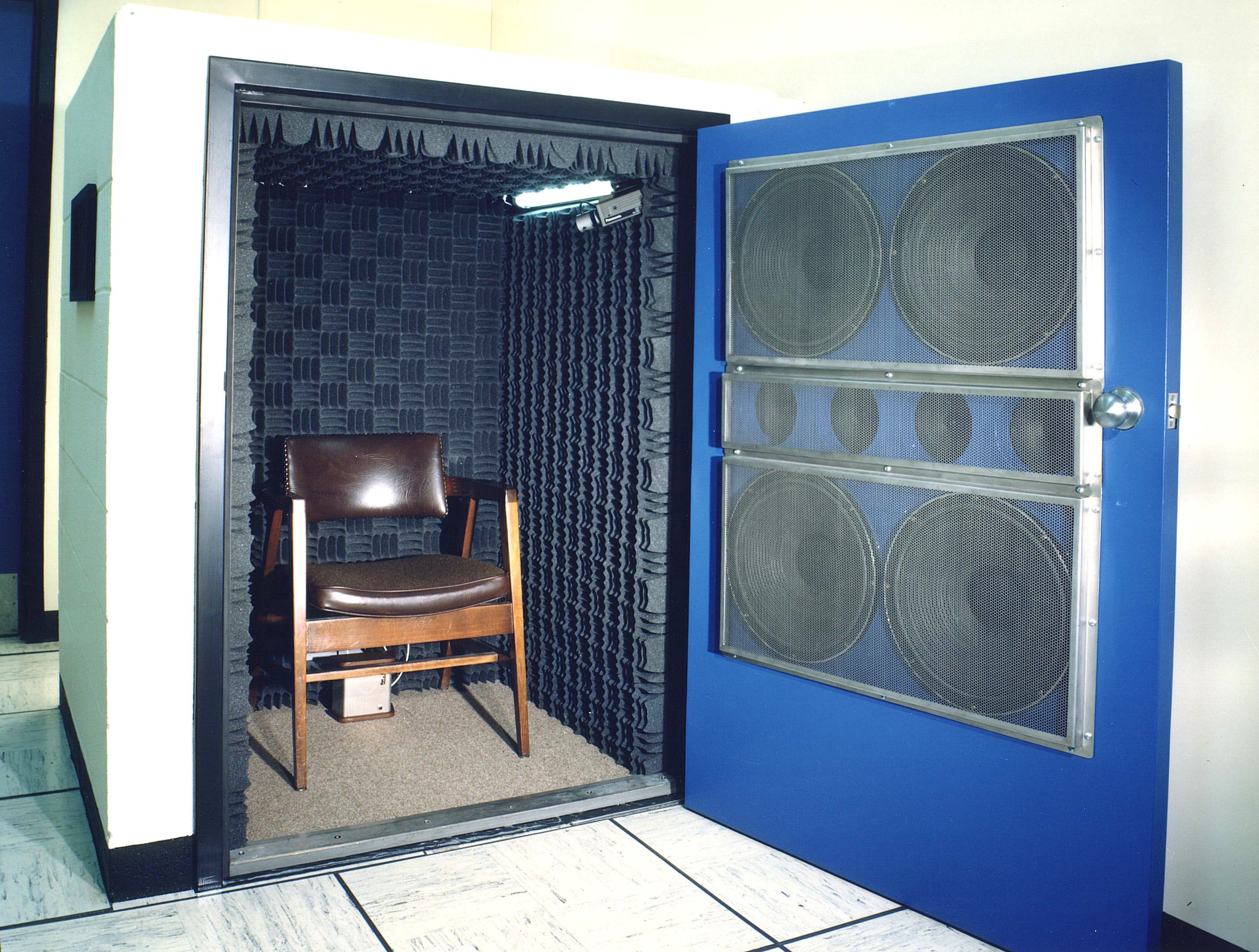 50 years of silence - Eli Dourado