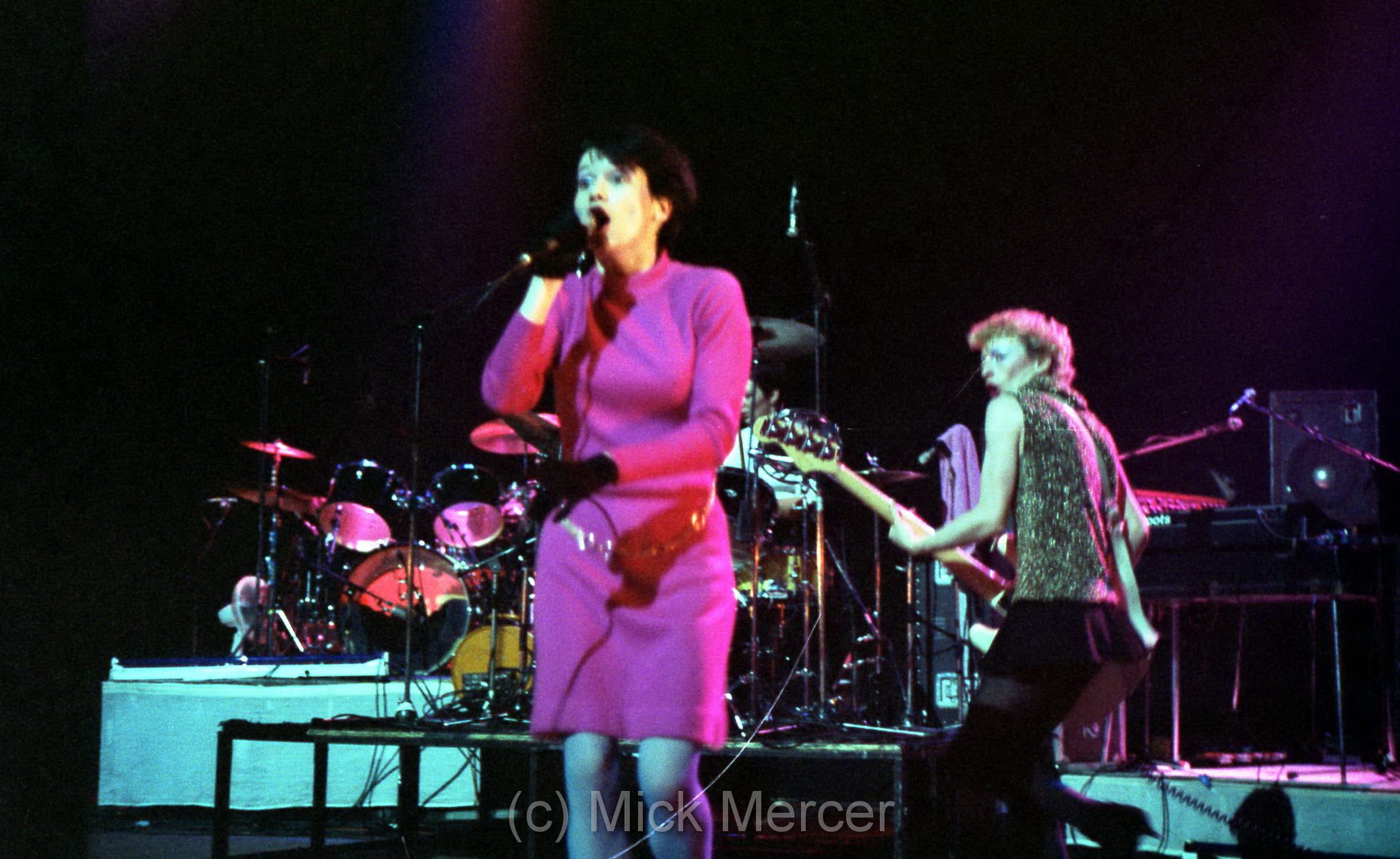 ON THIS DAY ... in 1981 - MO-DETTES - Mick Mercer's Panache