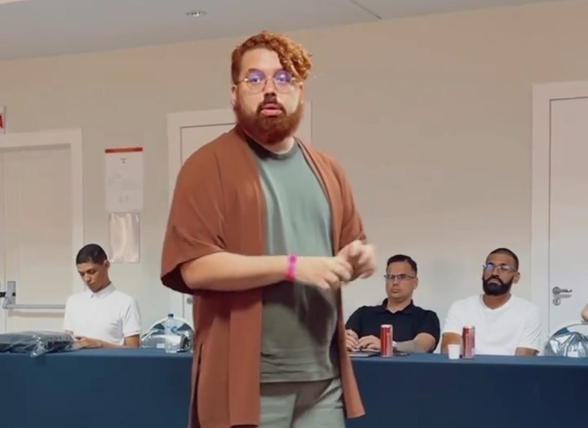 Como medir o sucesso de um negócio? - by Sebastian Baltazar