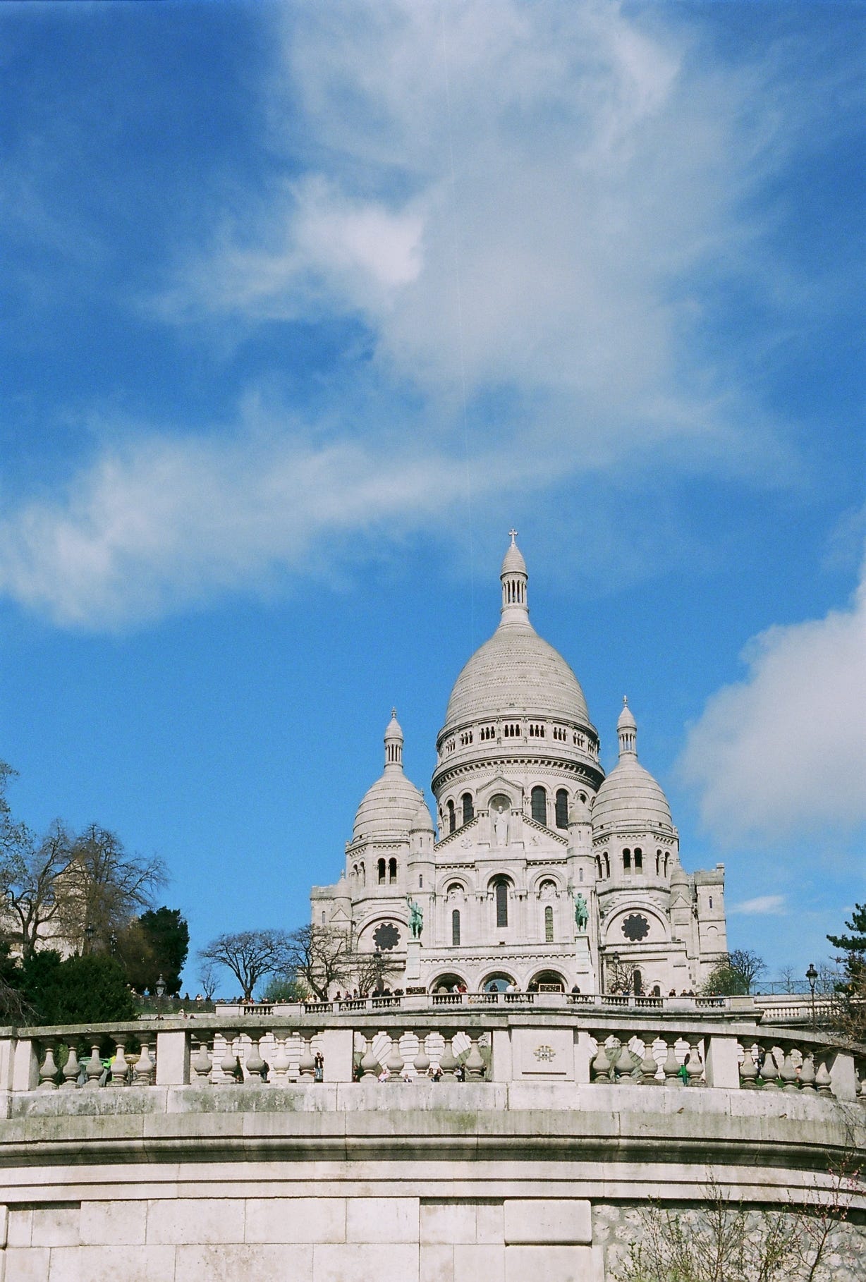 Paris Girls Trip - by Kelsey Kessler