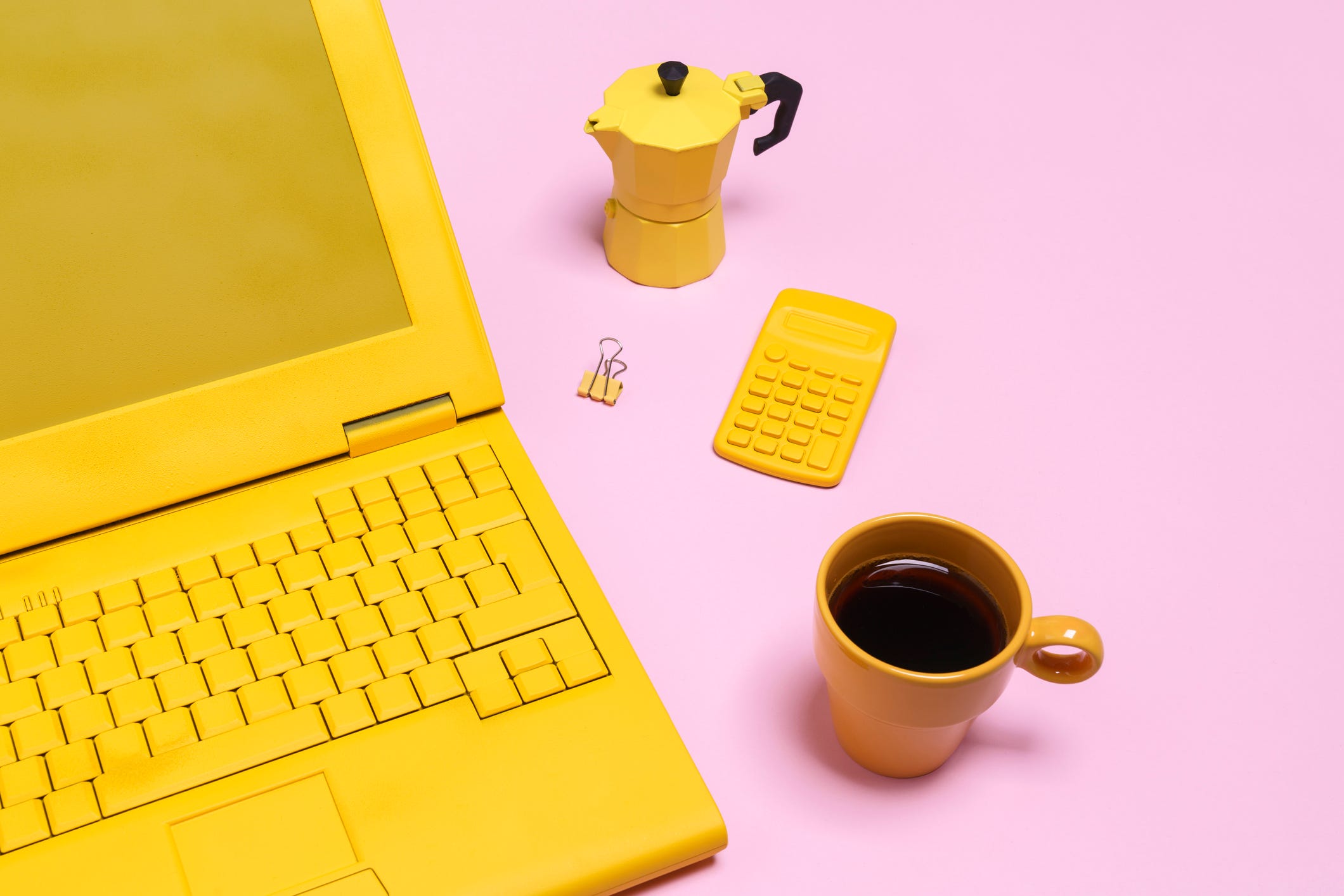 How to write a good pitch email - The Hyphen by Emma Gannon