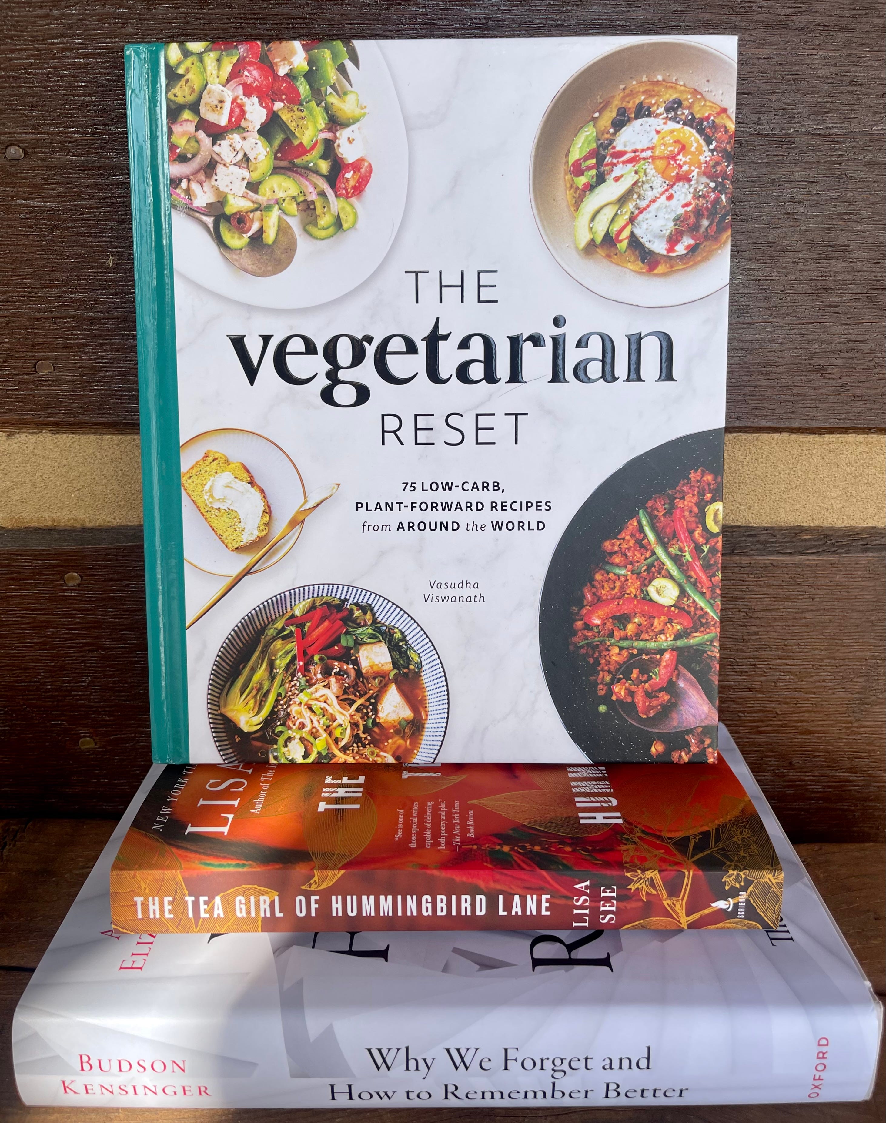 Open Thread #1: What are you reading? - by Annie Fenn, MD