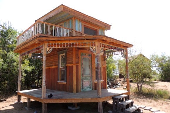Building Fabulous Tiny Organic Cottages through Barter. Transform what ...