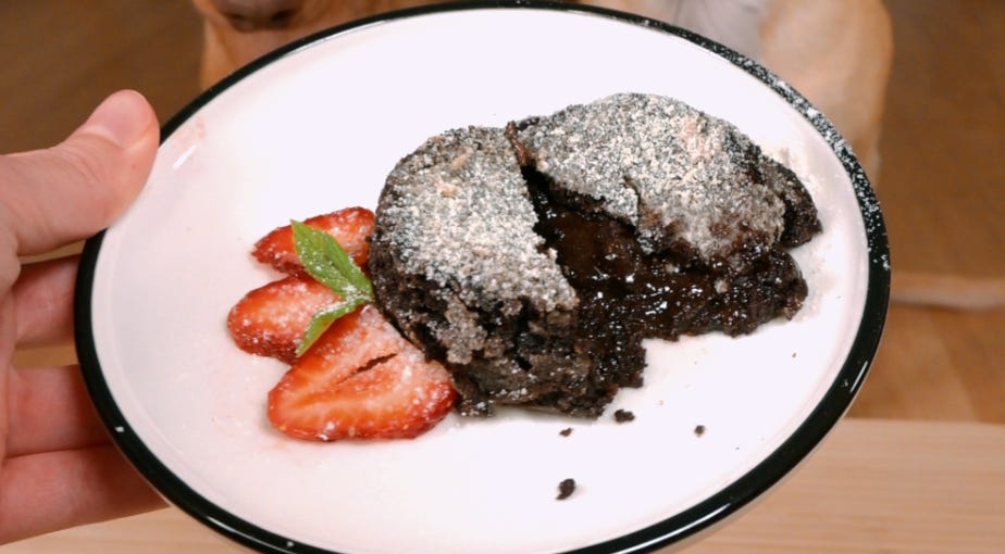 Molten Lava Cake - by thecedlife