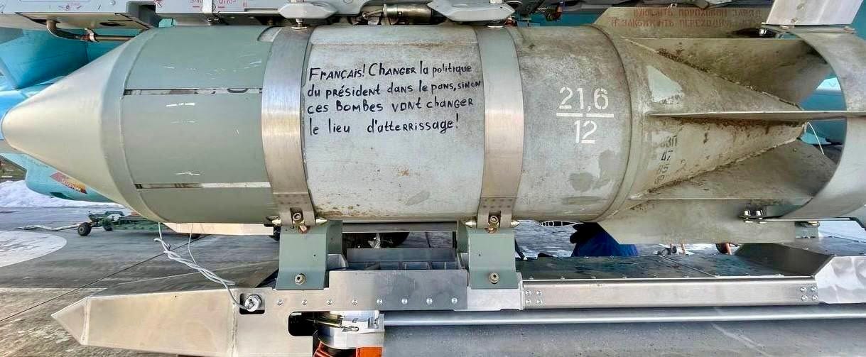 Renaissance of the Bomb - Gliding FABs [i]