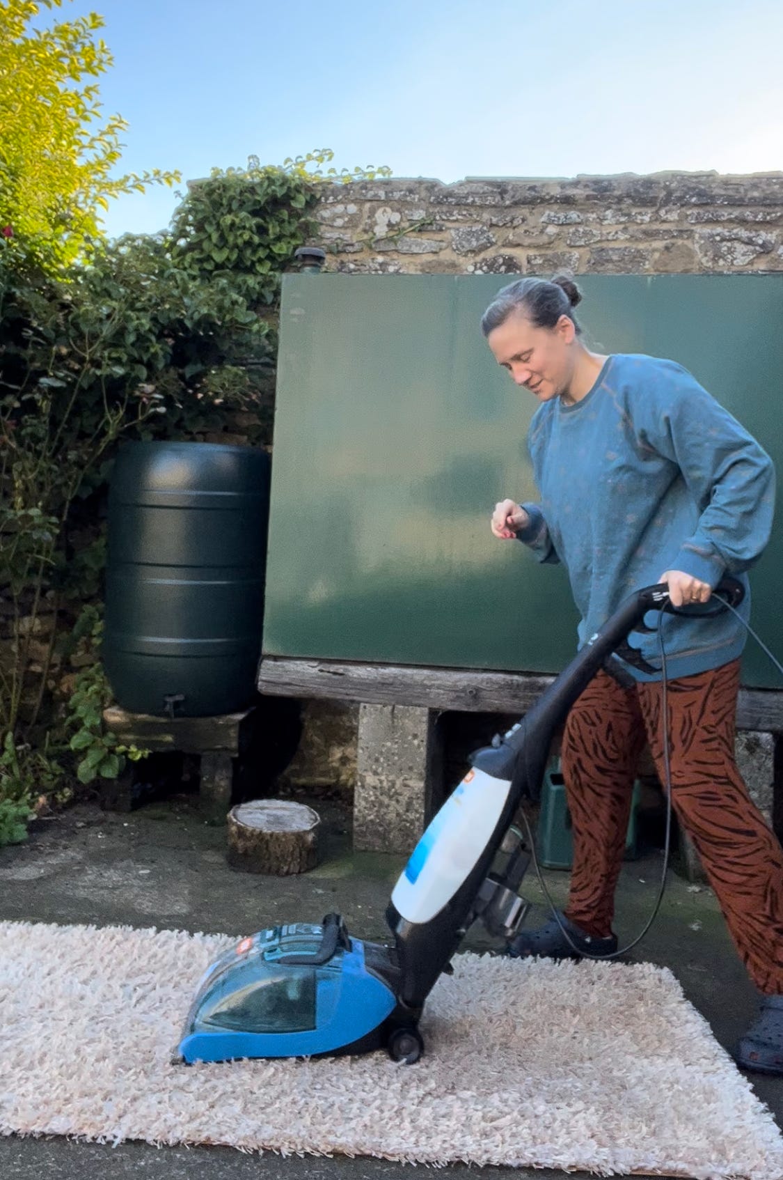 Moving day - by Han Swierstra - The Orkney Outpost