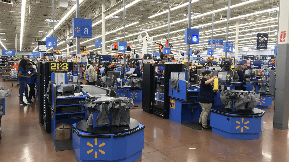 Walmart employees now wearing bodycams