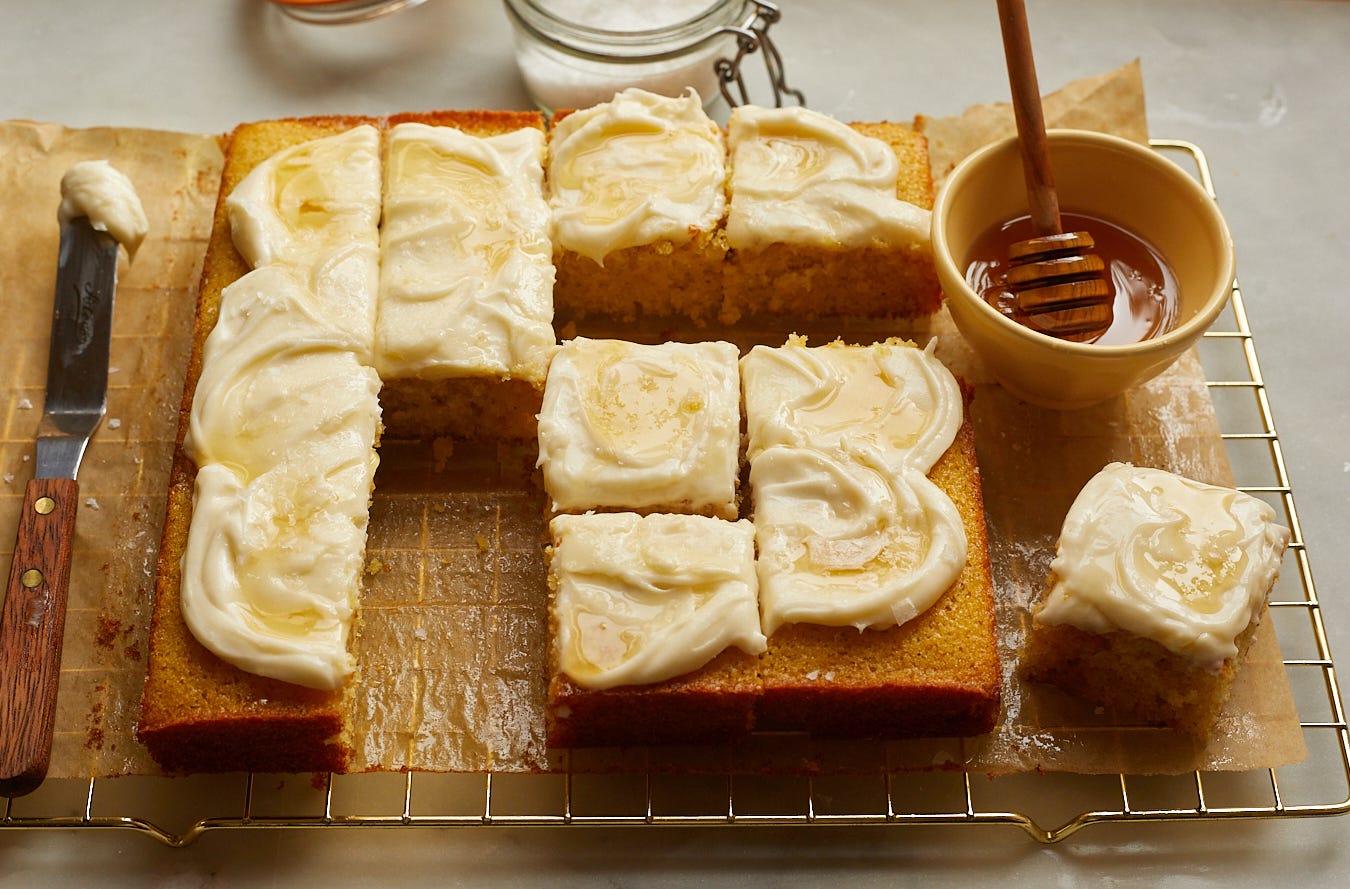 Cornbread Snacking Cake | easygayoven