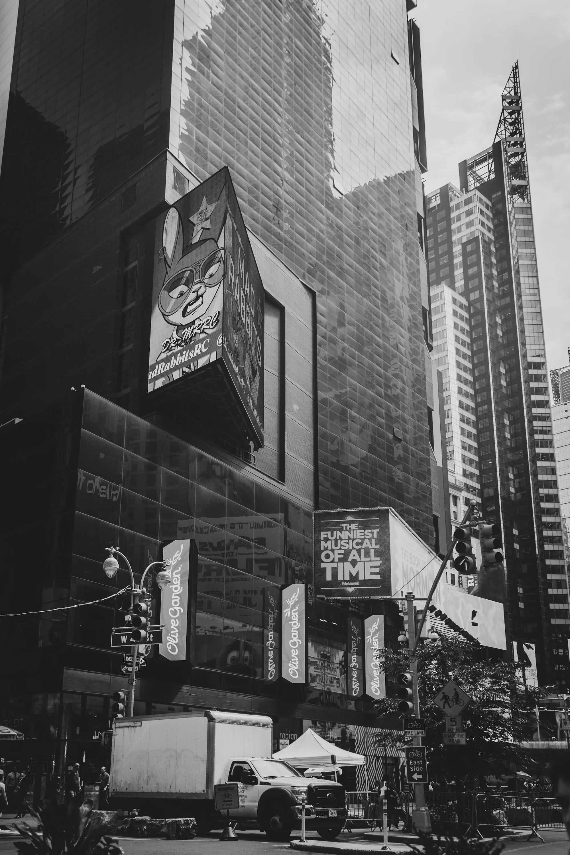 Transmission #16 - NoCapMat - by Orban Isma - orbisms