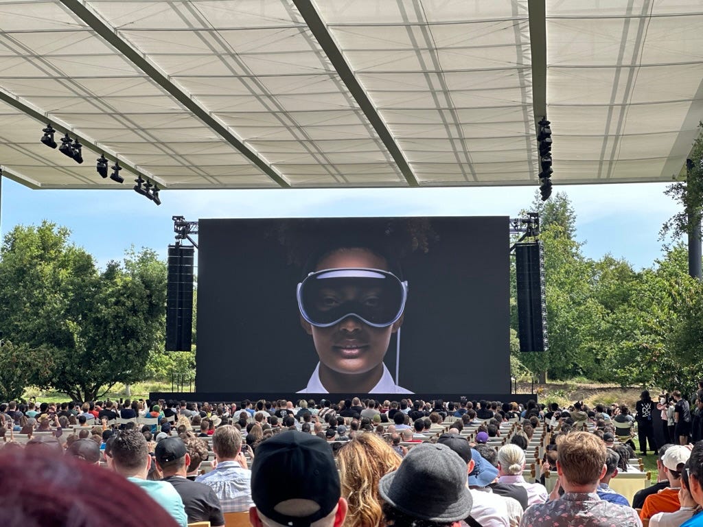 Apple's Headset Moment - by Jason Aten - Undigital