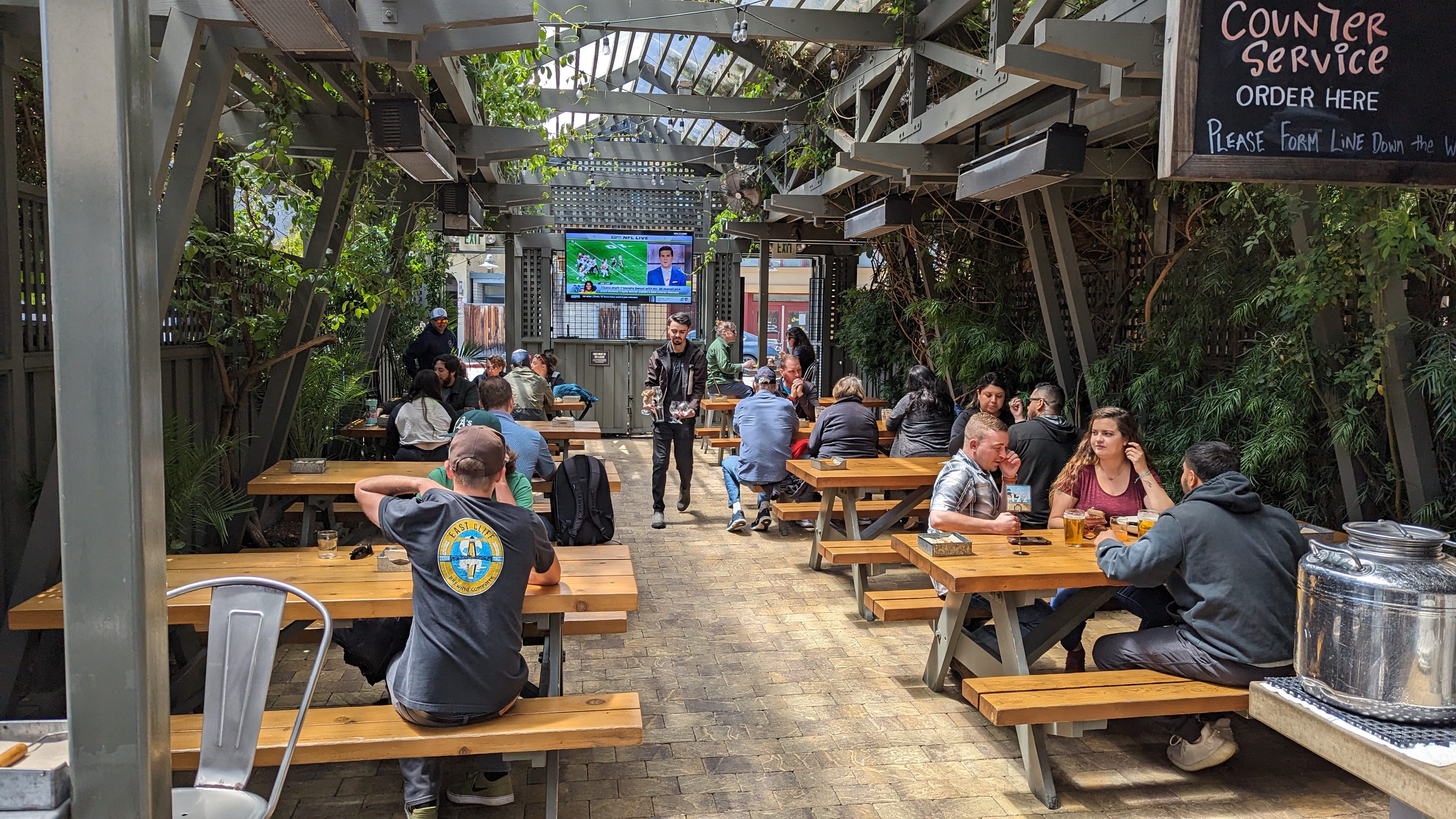 AlaVending.com | Smart Vending Machines, Automated Retail, and Cashless ...