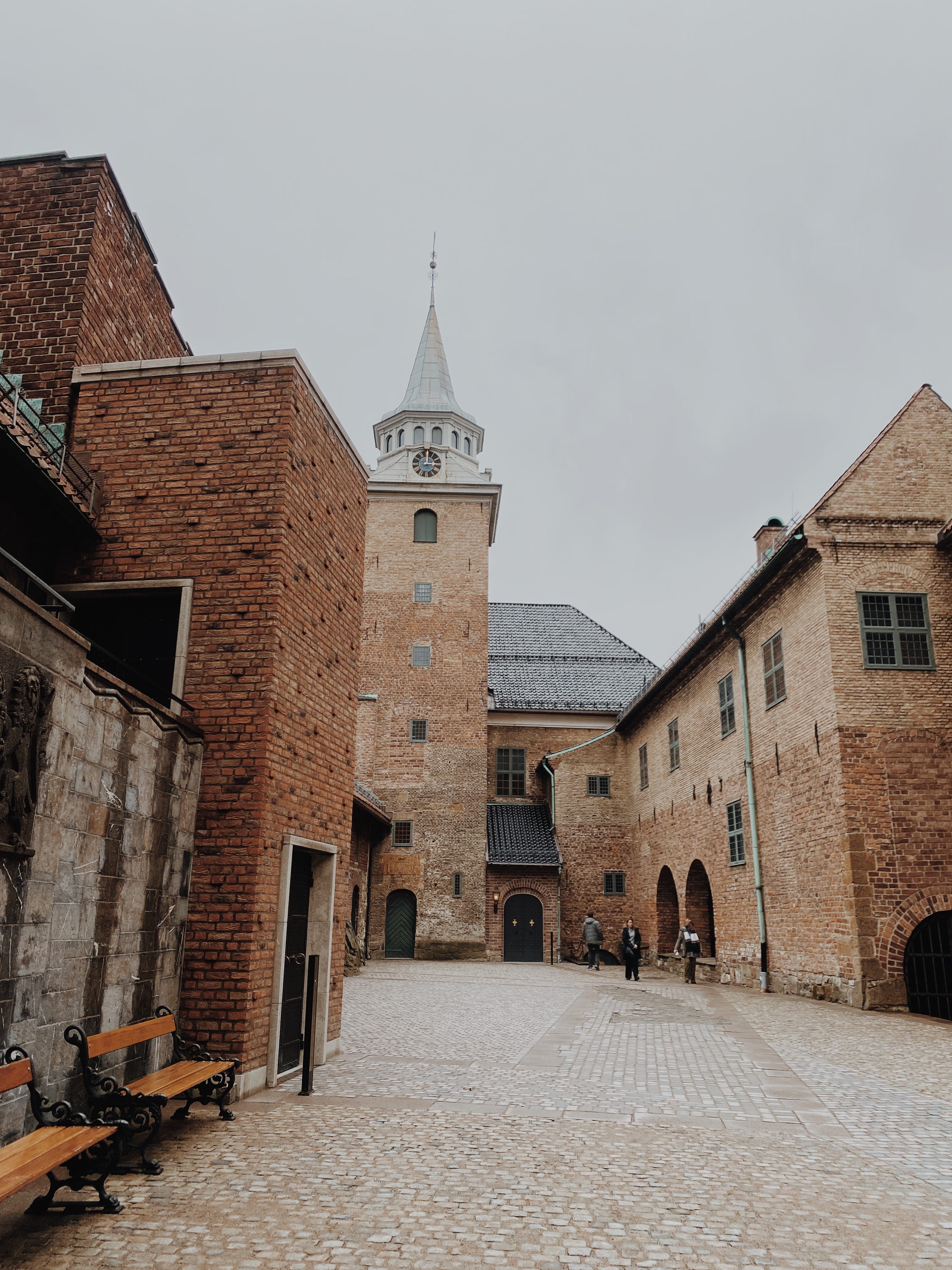 Explorações duma viagem solo - by Lidyanne