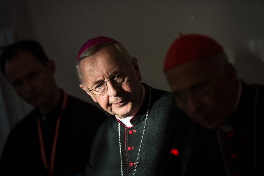 Polish bishops to elect new leader, tackle Church-state ties