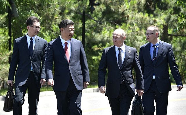 China en Rusland creëren een multipolaire wereld: Europa moet NU kiezen