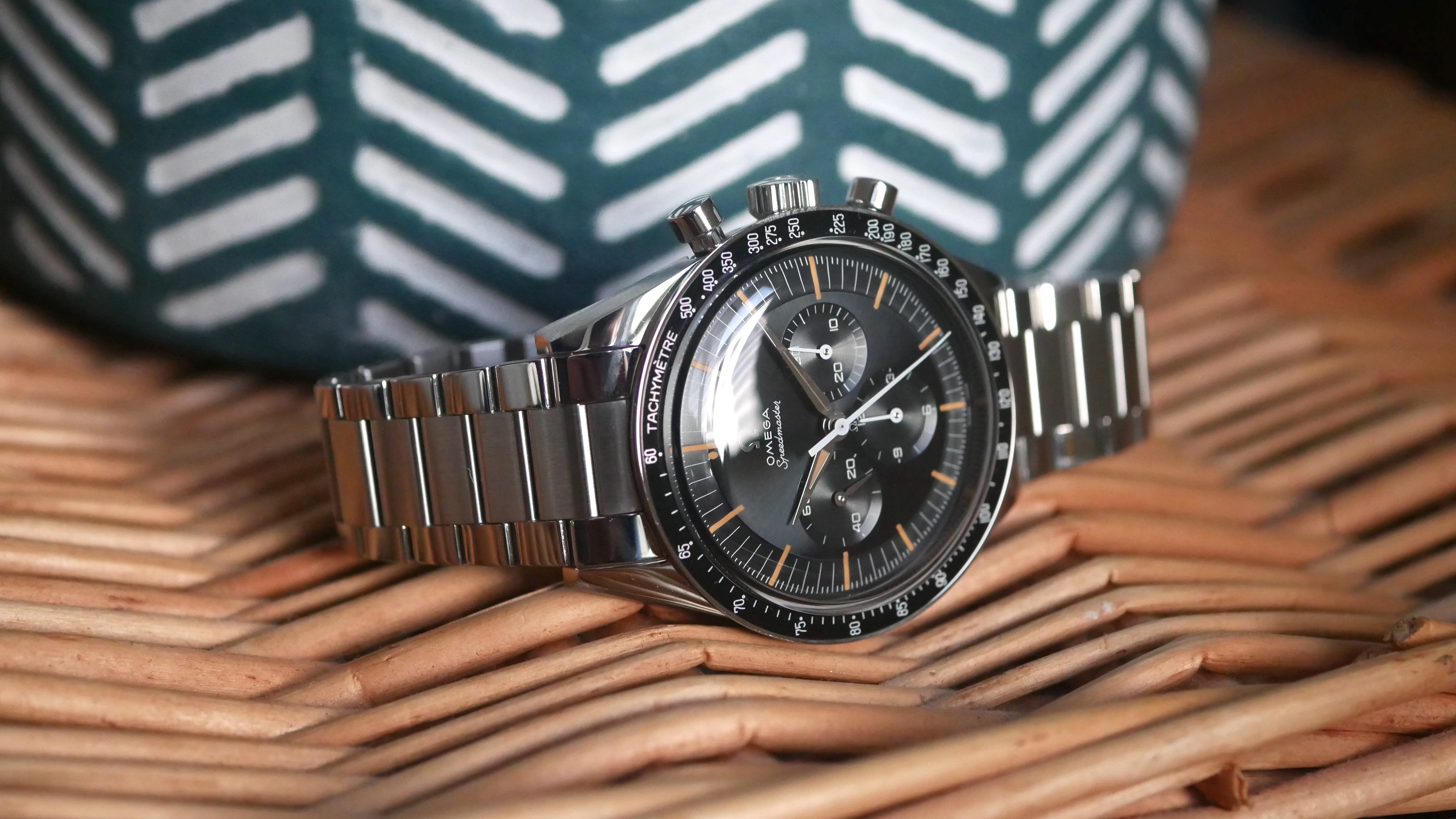 Issue 131: Omega Speedmaster FOIS Review - by Chris Hall