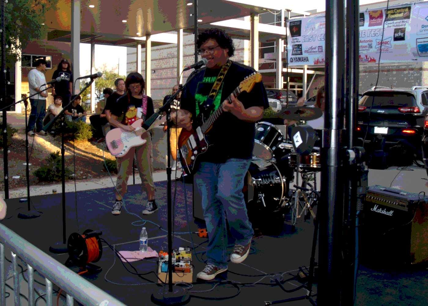 Yuck Band 2024
