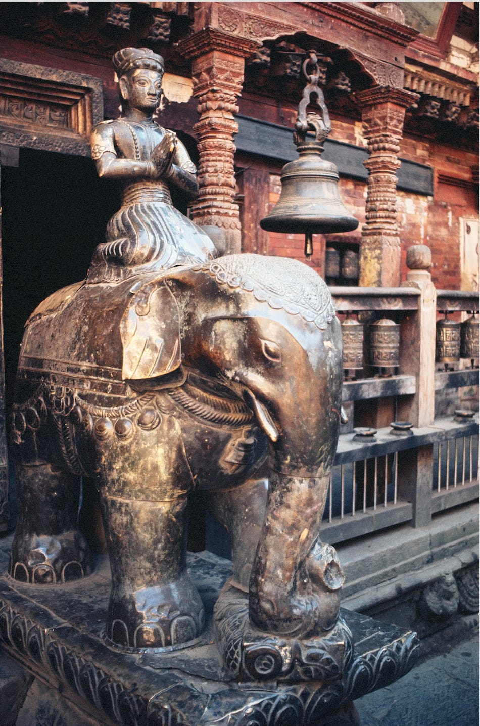 Issa - XII - CHRONOS by MacKenzie