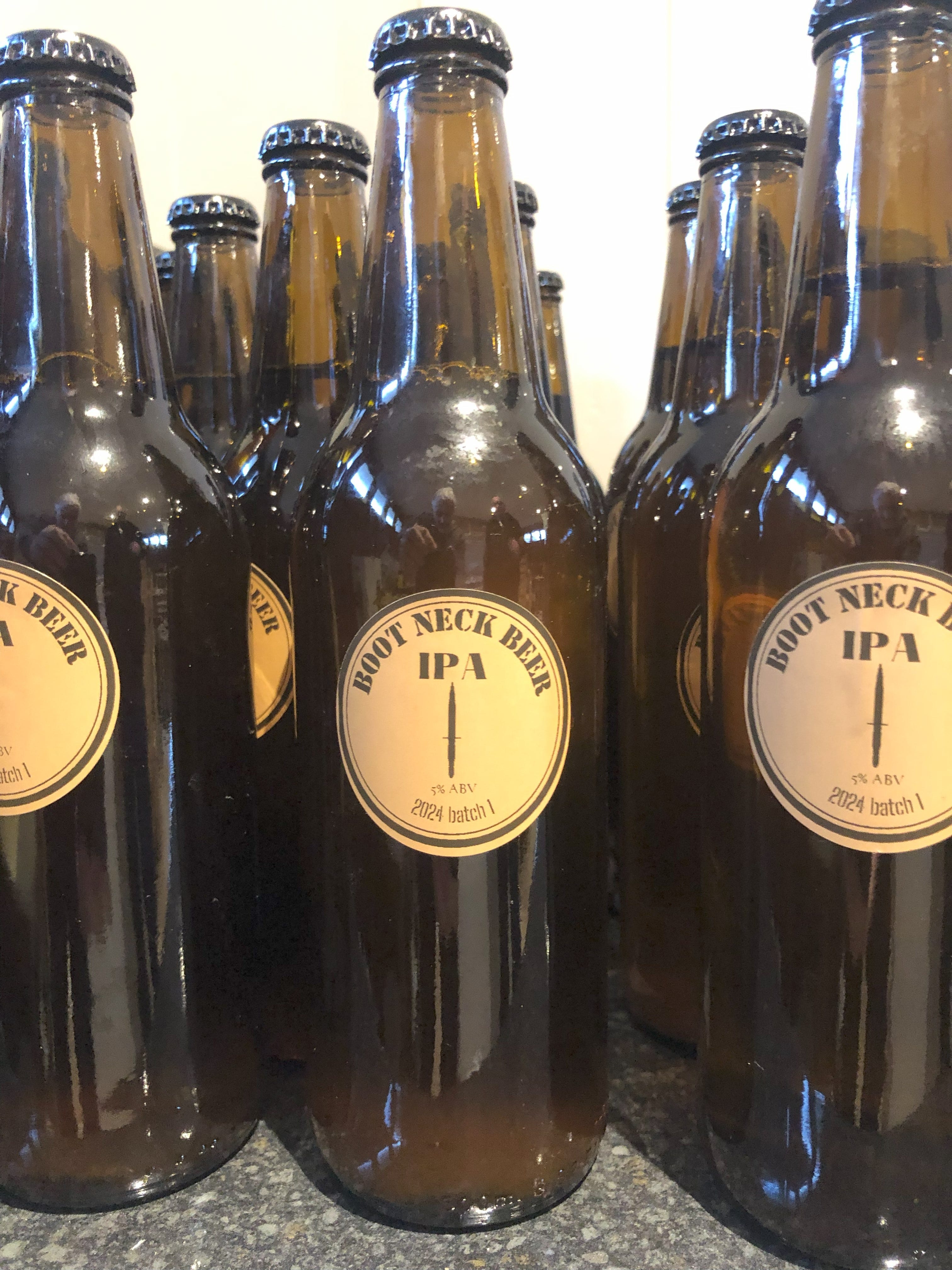 Bootnecks and beers - by Colin T