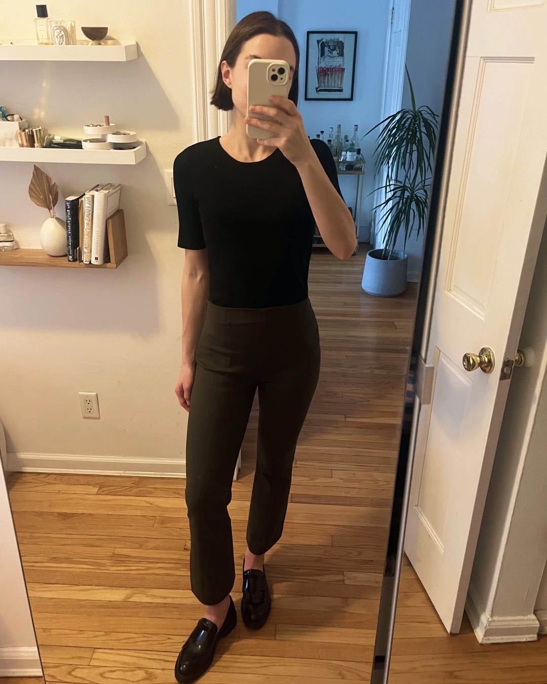 Meet 2025’s “It” Pant Silhouette - by Emma Steinbergs