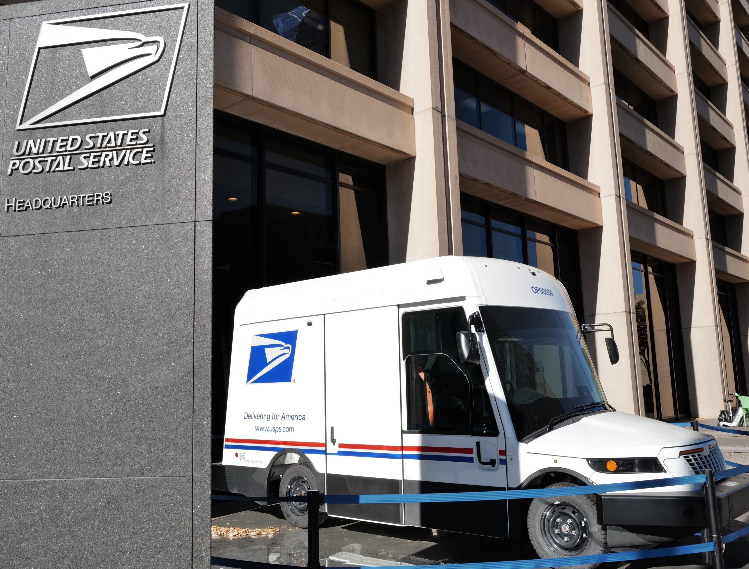 USPS mail carriers love their new electric duck trucks