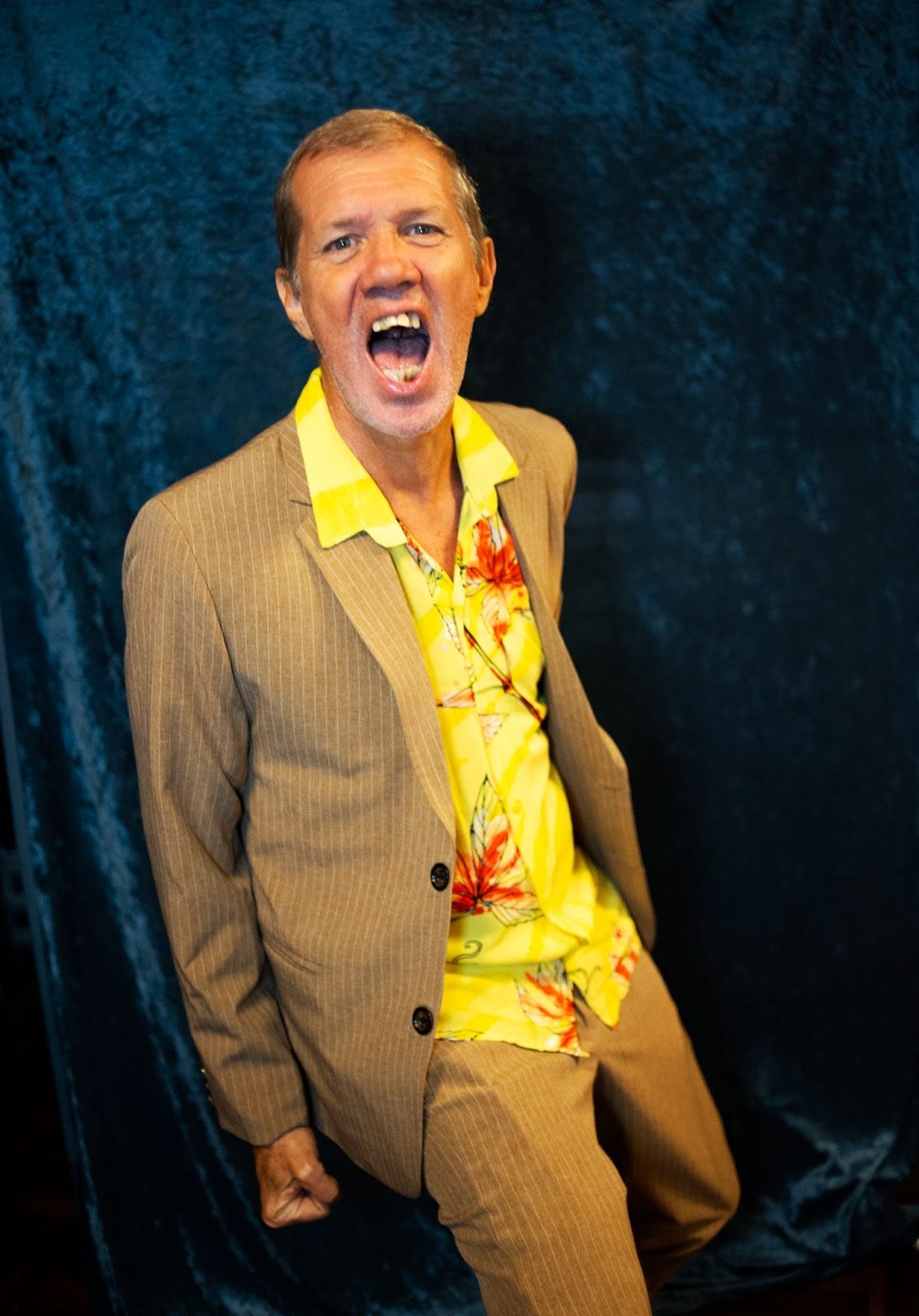 WANDER WILDNER LANÇA “DIVERSÕES ILUMINADAS” O MELHOR ÁLBUM DE SUA CARREIRA.