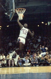 On Corny Thompson: The legendary Connecticut big man