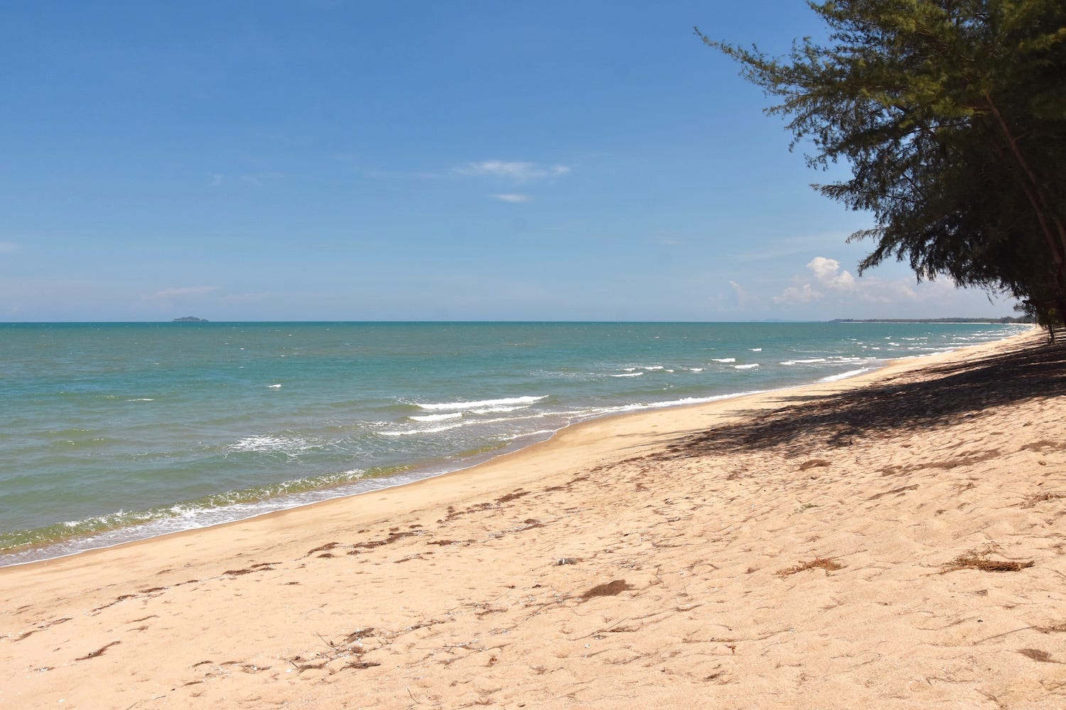 T.I.C.D.: Prachuap Khiri Khan coast & islands (Part II: Mueang Prachuap & Thap Sakae)