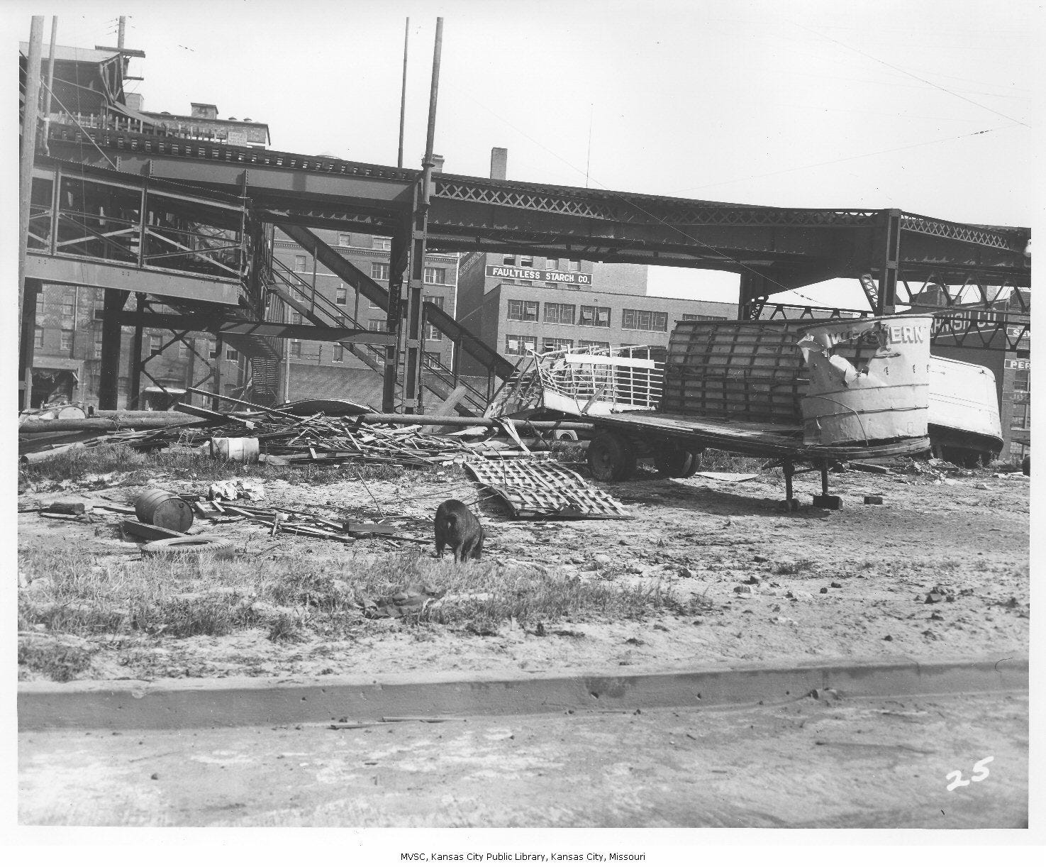 The Faultless Starch Building - KC Yesterday Scavenger Hunt