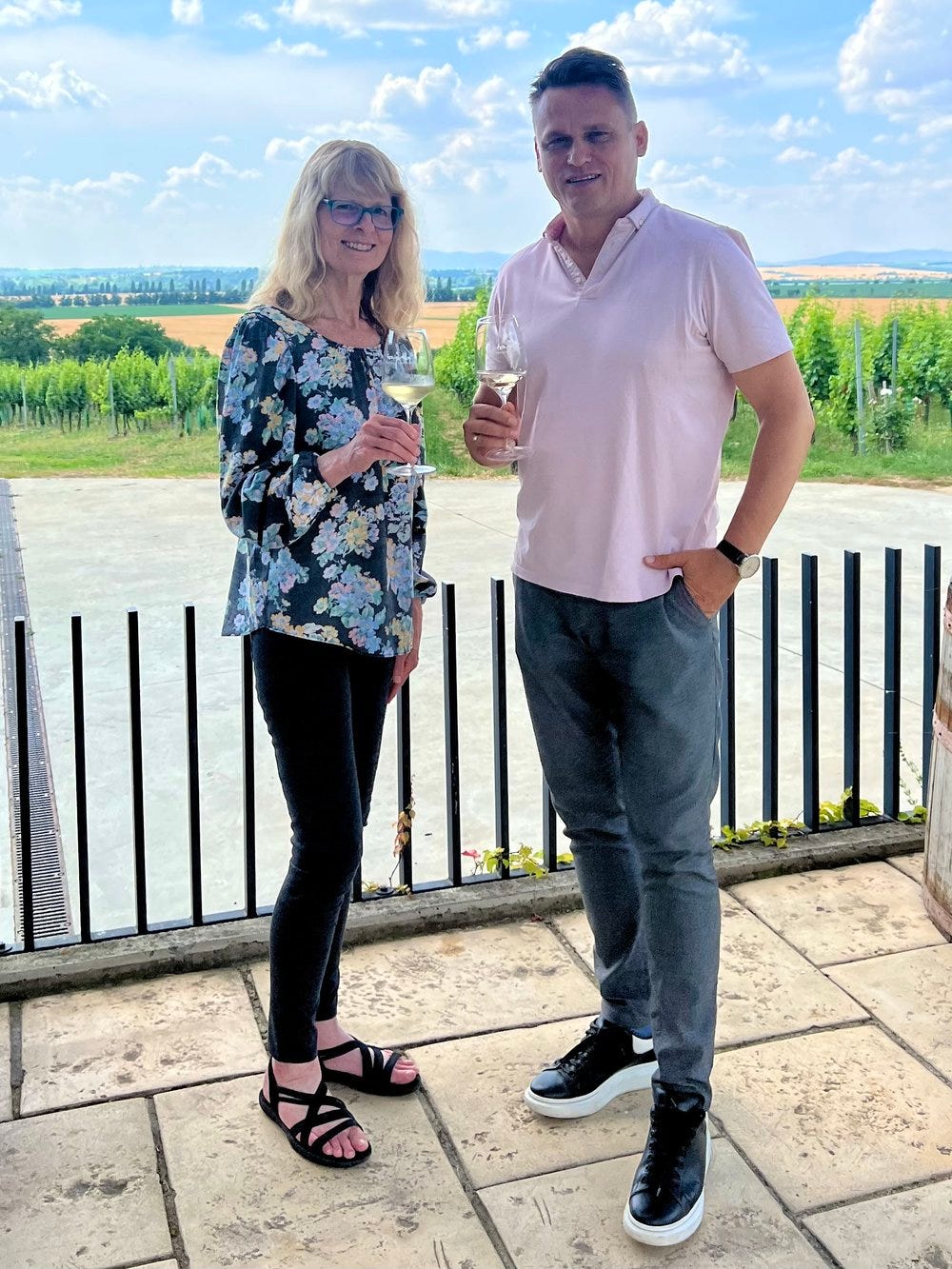U.S. wine journalist Dr. Elizabeth Smith remembers Slovakia