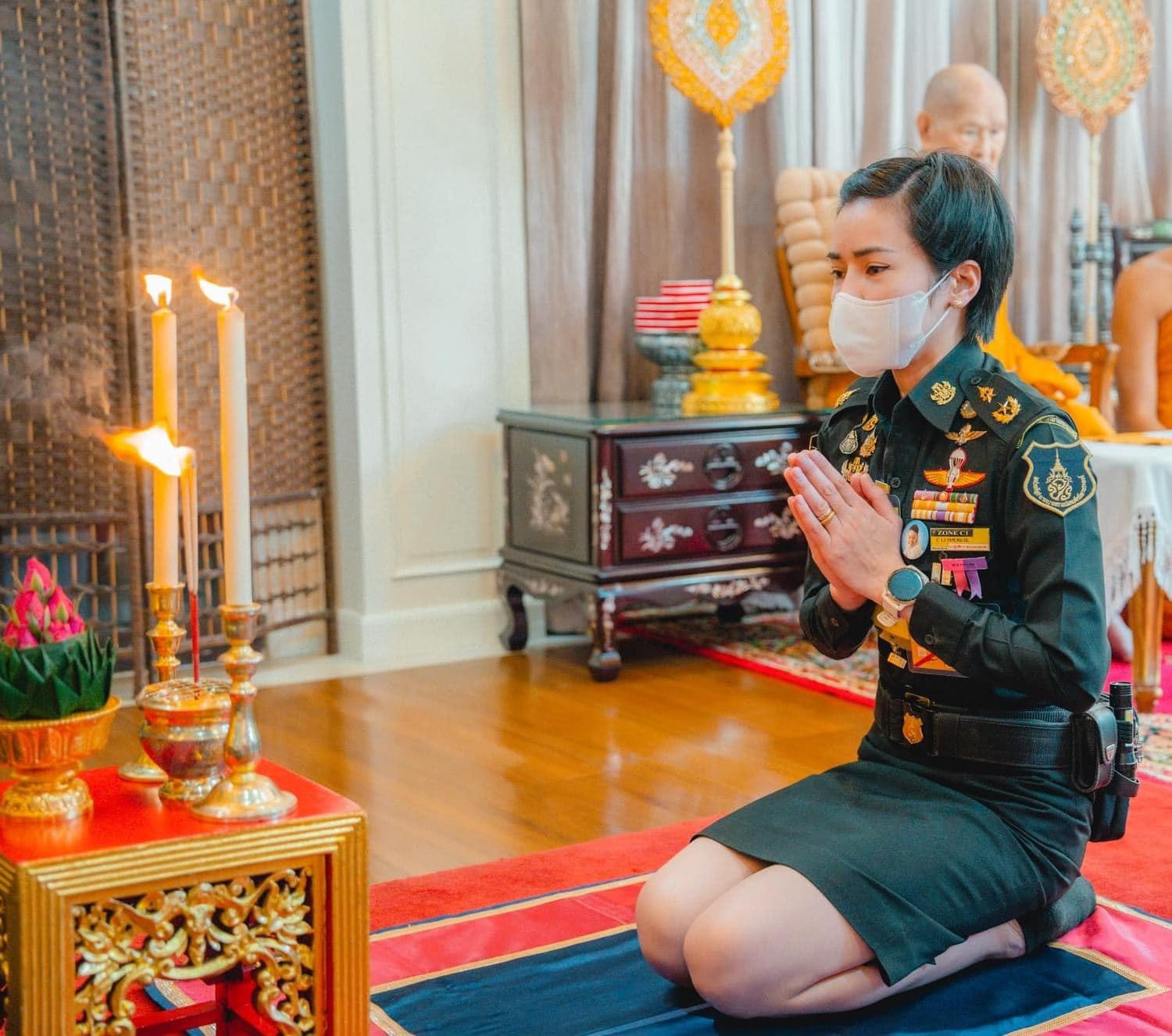 Holy harem - by Andrew MacGregor Marshall - Secret Siam