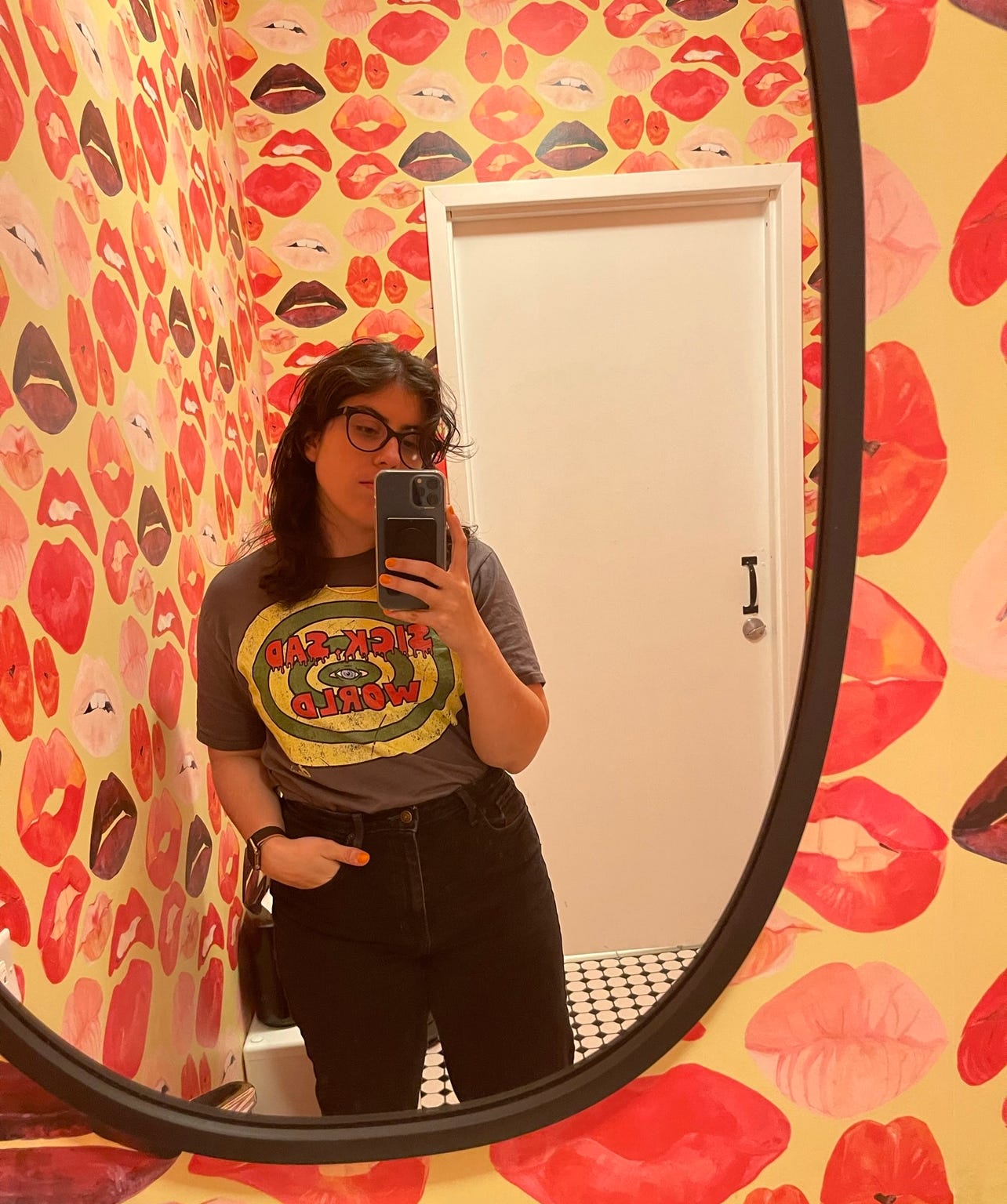 Julie Laufer | Substack