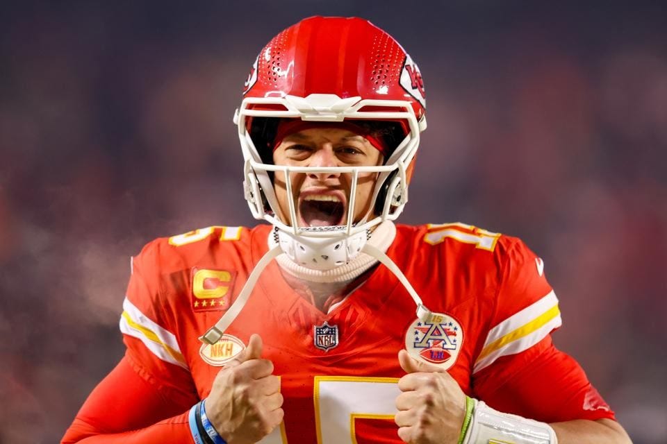 NFL Week 14: Teams, players hunt records - by Frank Cooney