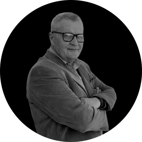 Dominus Owen Markham | Substack