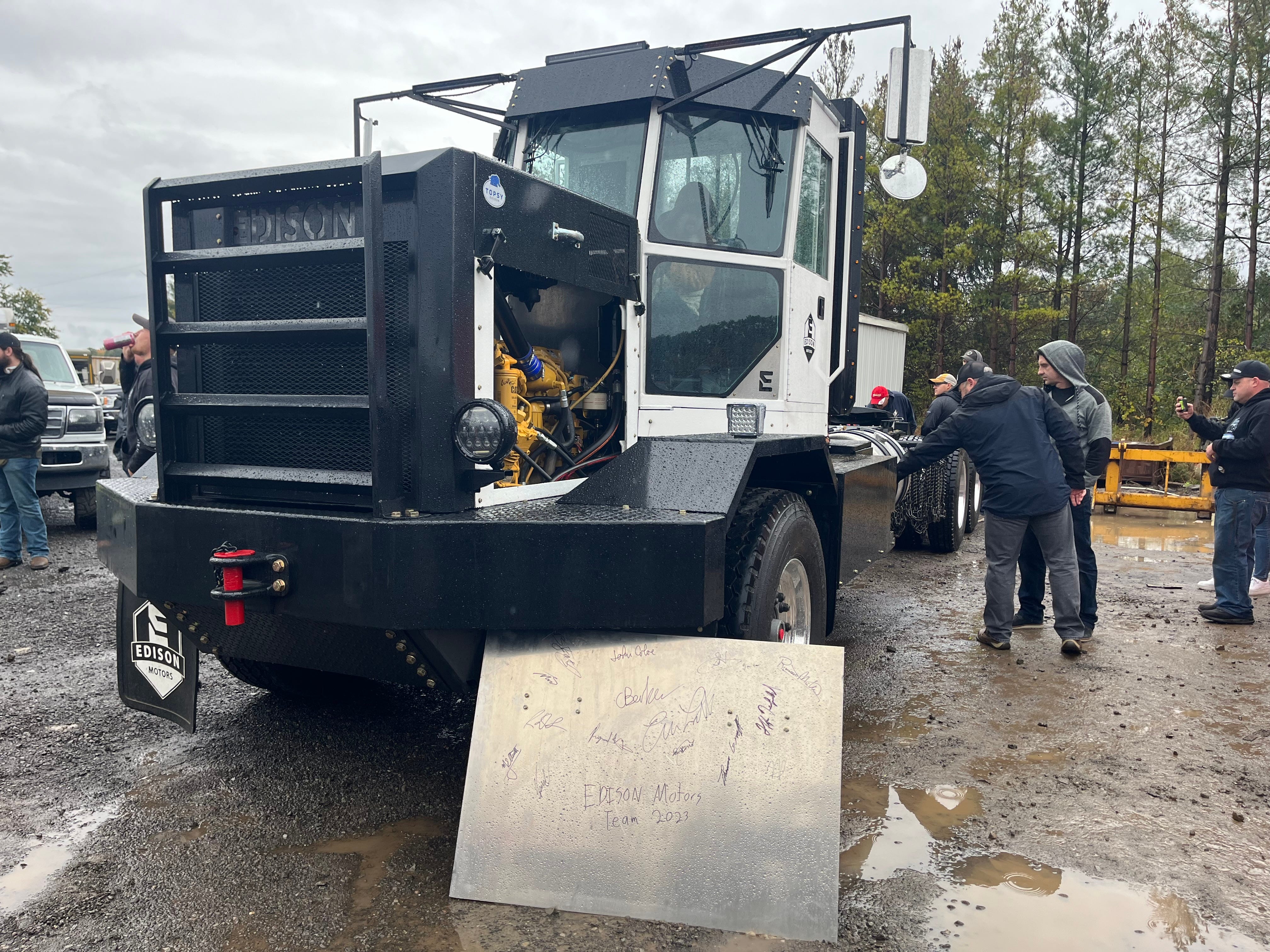 Up Close with Edison Motors prototype Diesel Electric Hybrid Truck