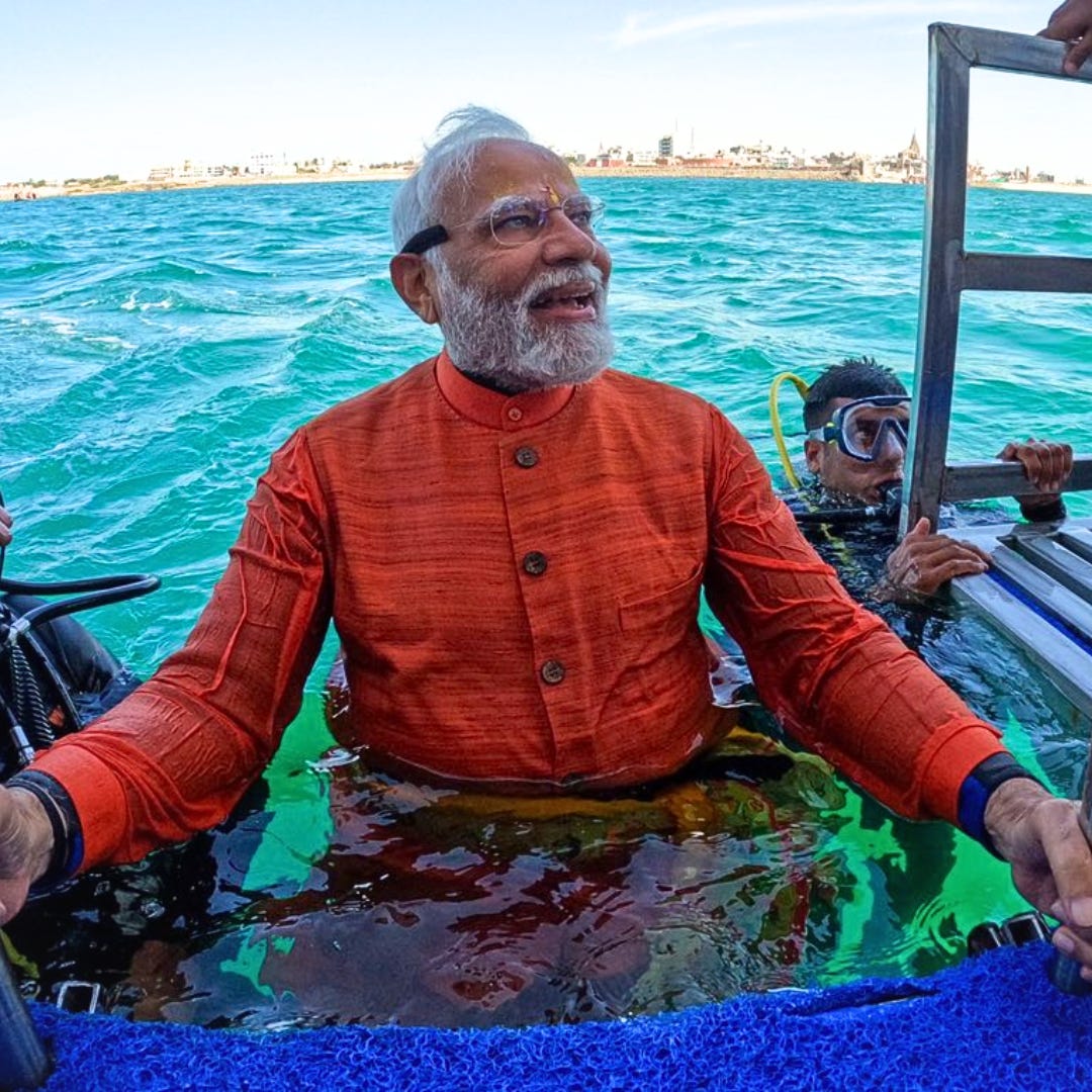 #228: Dwarka Dive: Modi goes underwater