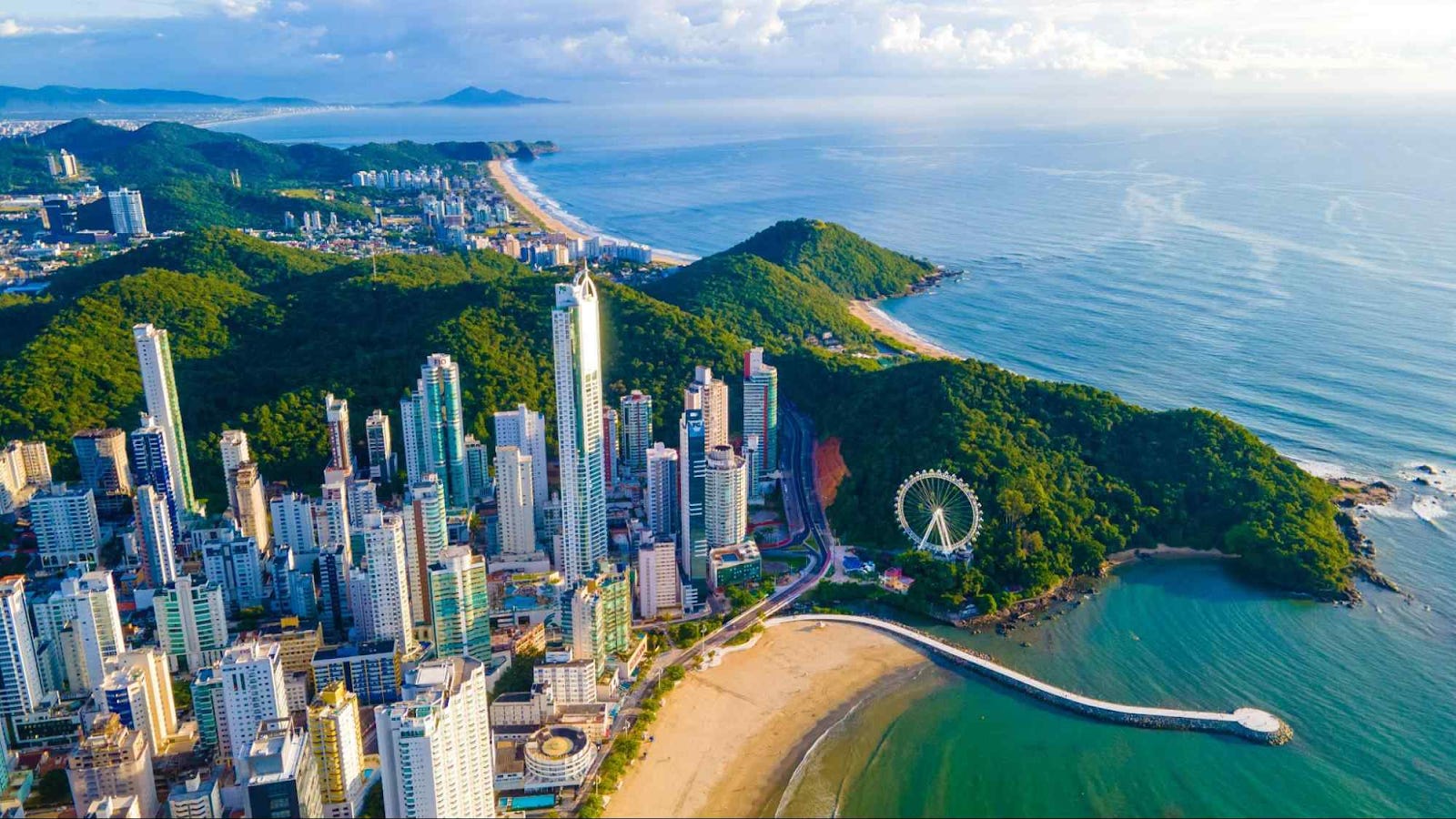 Balneário Camboriú, Brazil 🇧🇷 Gringo's Guide
