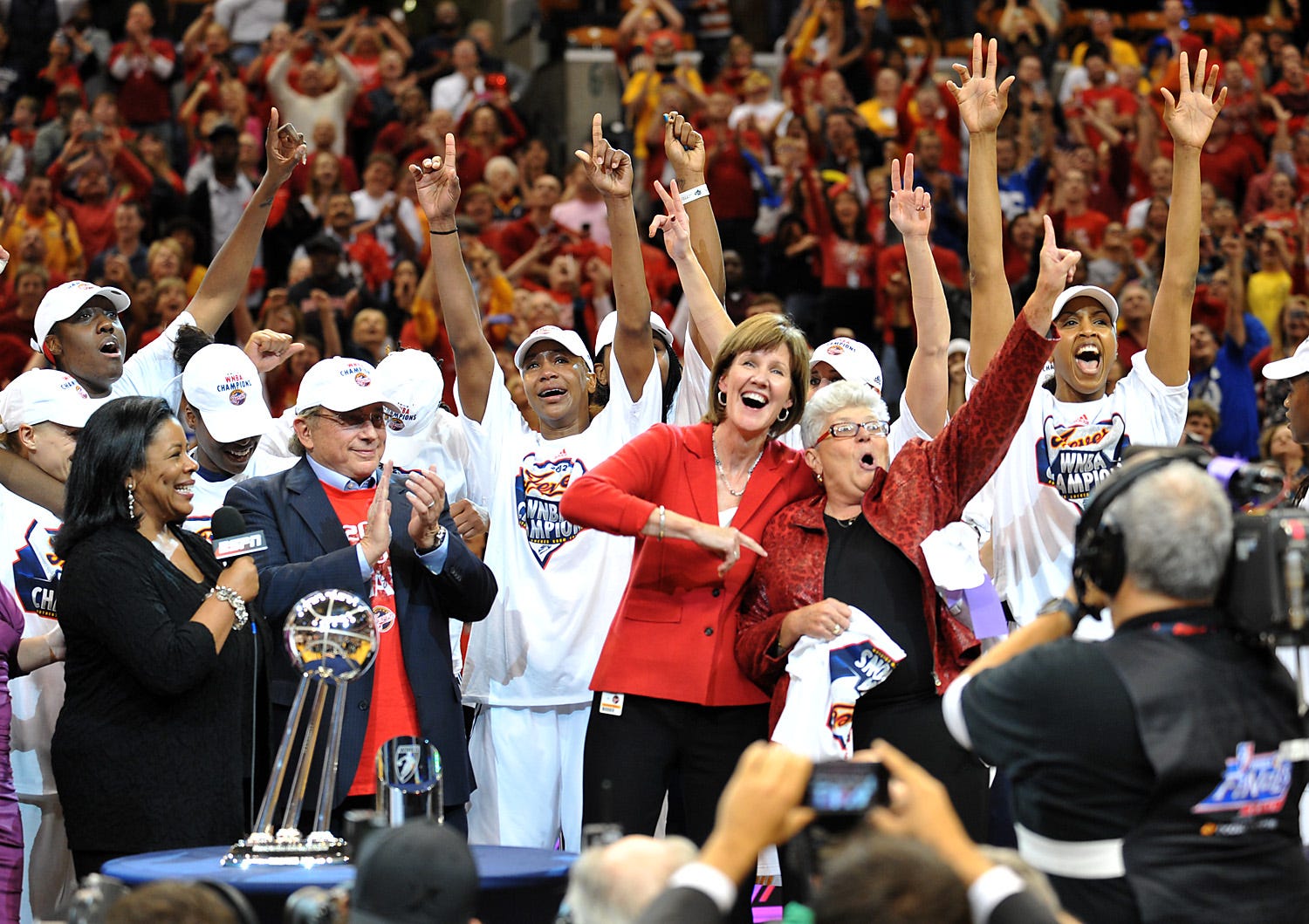 Indiana Fever bring back original architect Kelly Krauskopf during ...