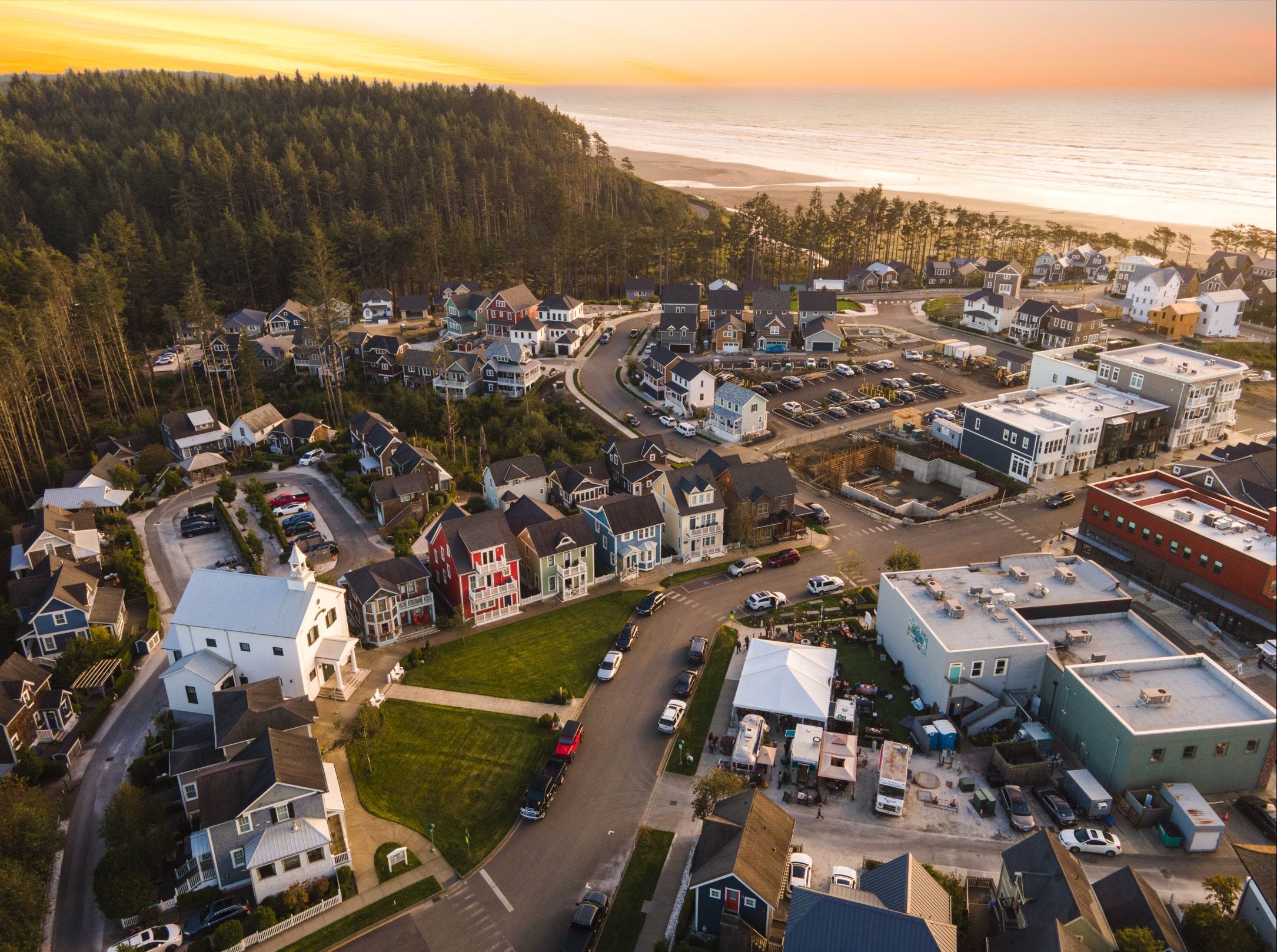 The (New) City by the Sea: The Story of Seabrook, Washington