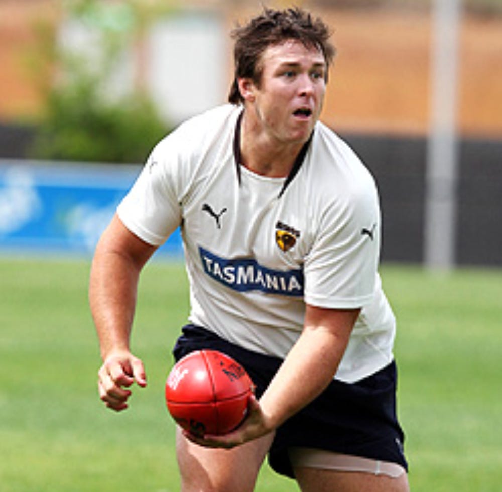 Love at first sight - by Andrew Weiss - Hawks Insiders