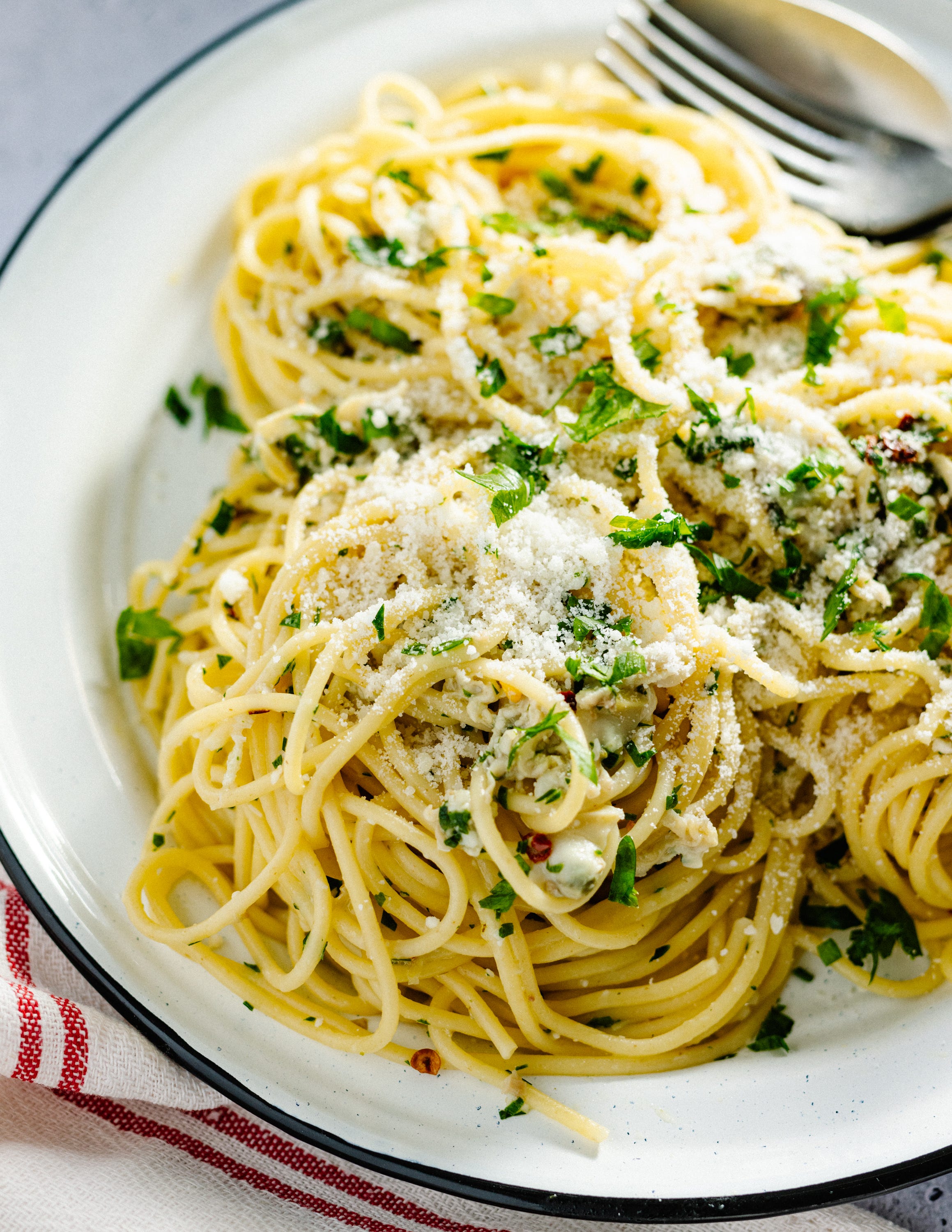 weeknight vongole - by Caroline Chambers