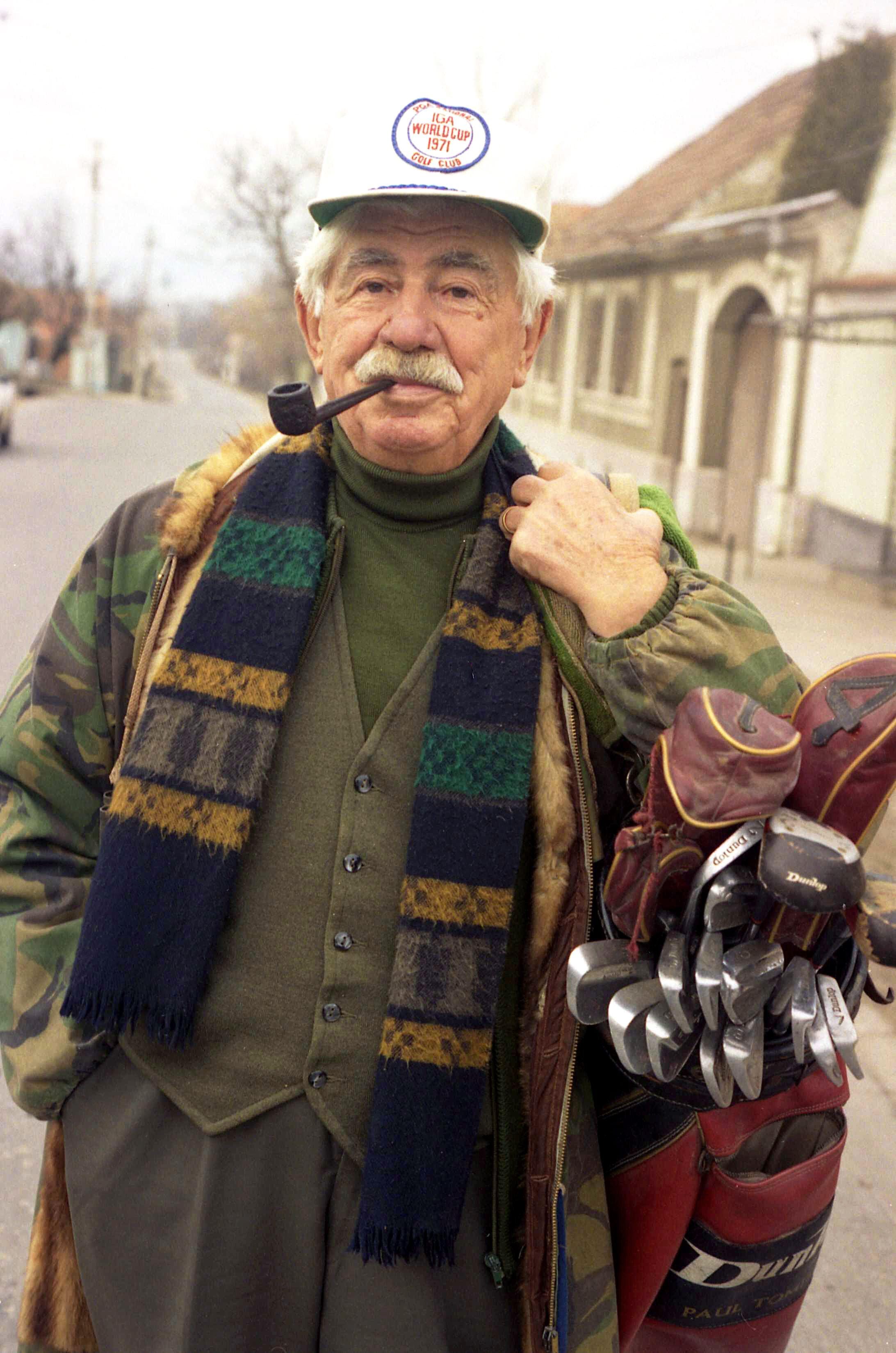 The Pro From Transylvania - by Bill Fields - The Albatross