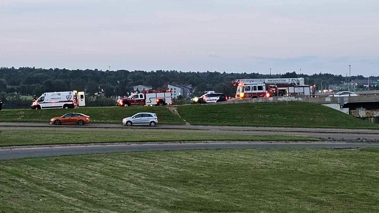 Pedestrian sustains head injury on bridge ramp