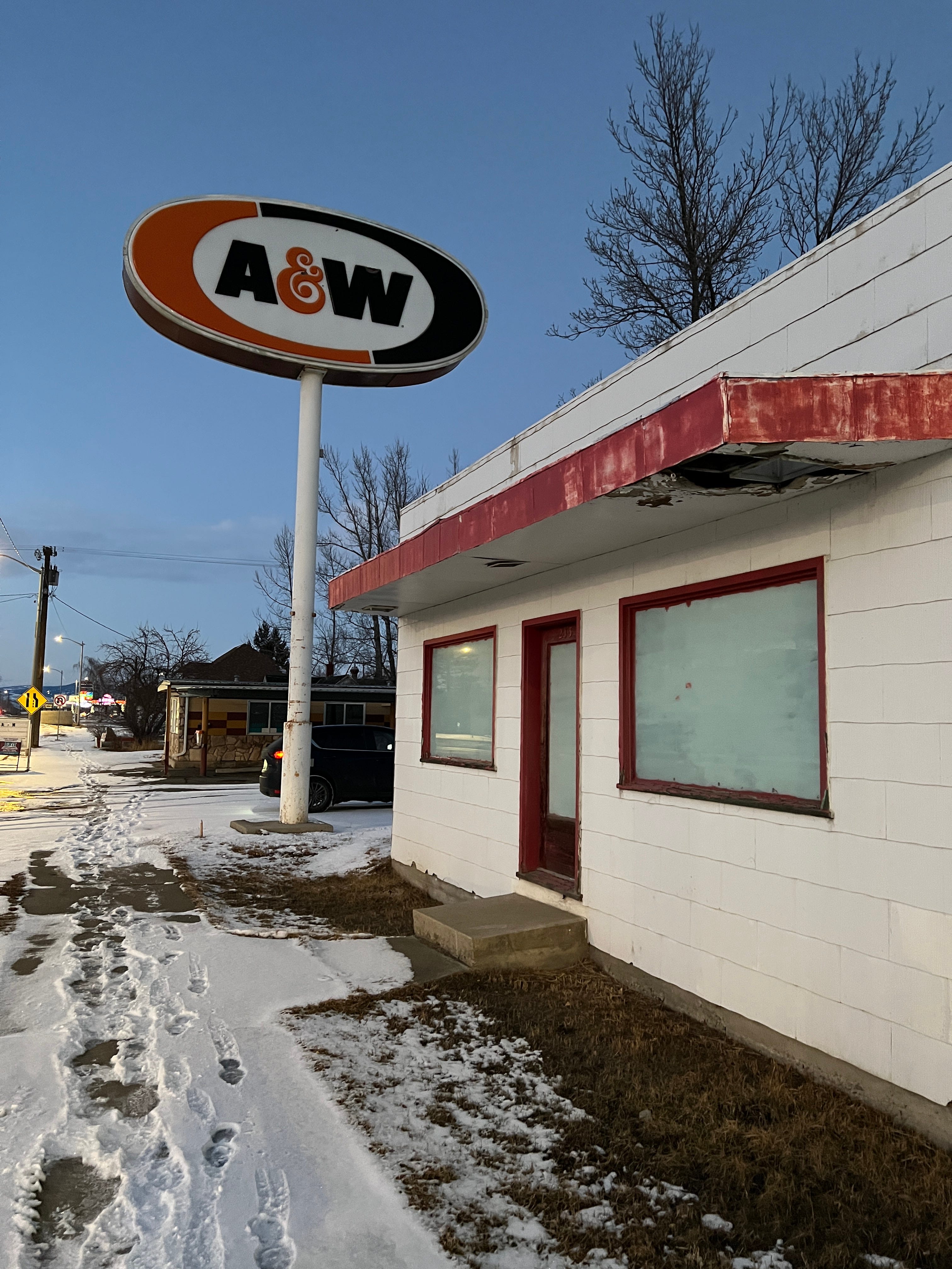 The 'root' of A&W: Their first root beer stand opened 104 years ago ...