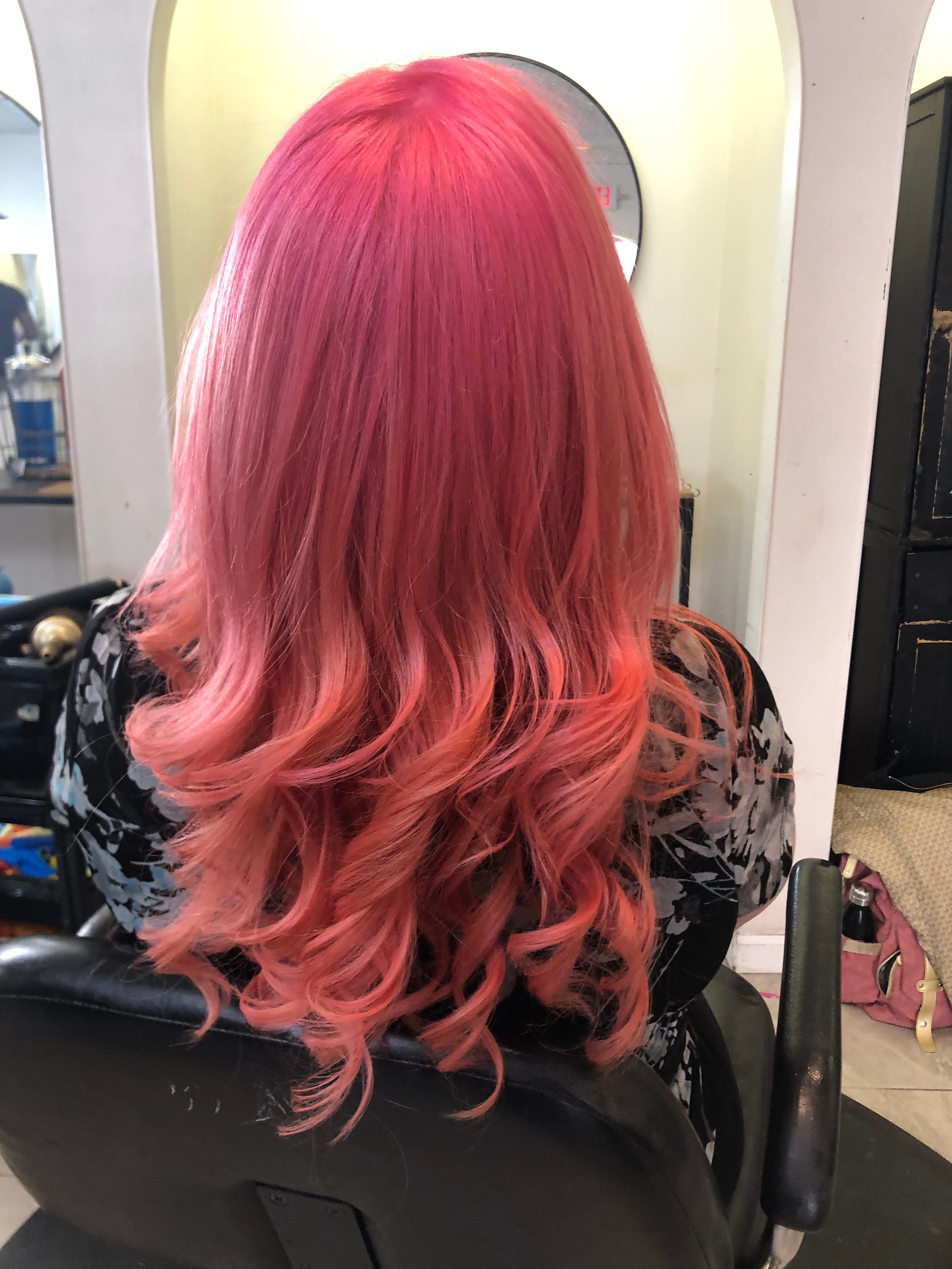 🎀PINK🎀 - Mindy Conway