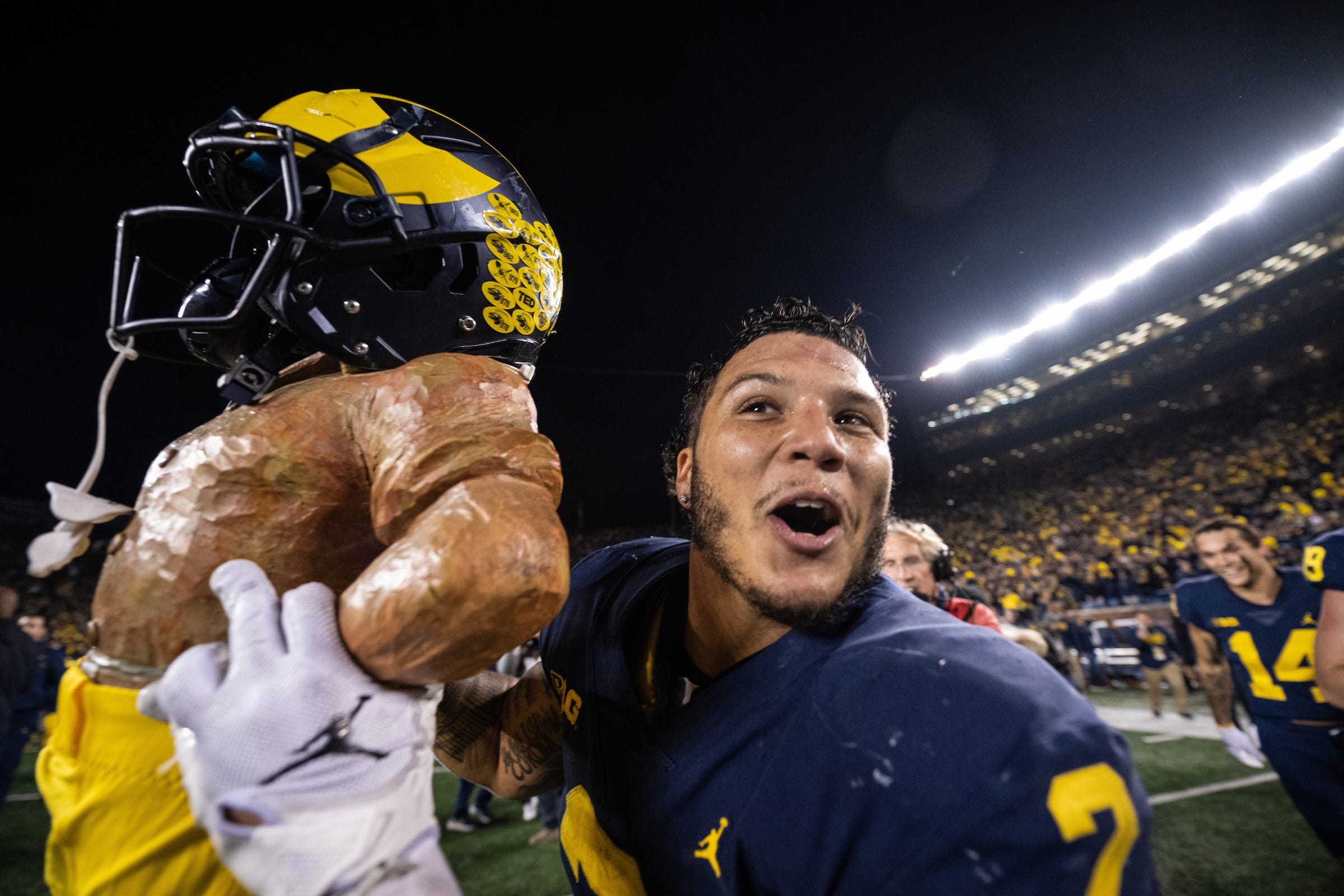 Michigan's Running Game Will Have Staying Power with Corum, Top Lineman ...