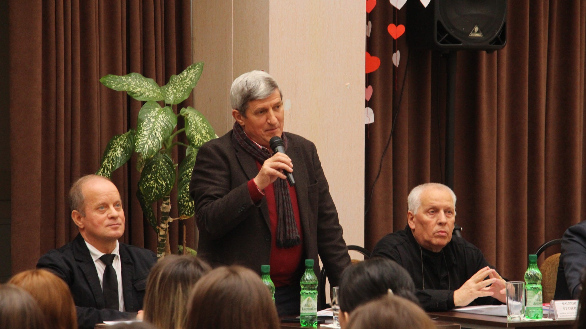 Newsletter Cultural © Daniel Cristea-Enache