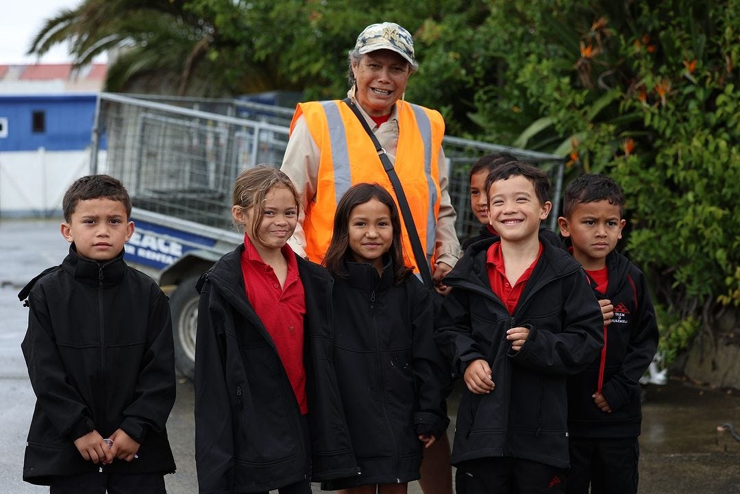 Peaceful Māori Hikoi Advances - In Pictures
