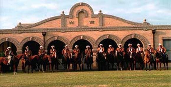 Border People: Los Kineños - Hispanic heart of Nation's Largest Ranch