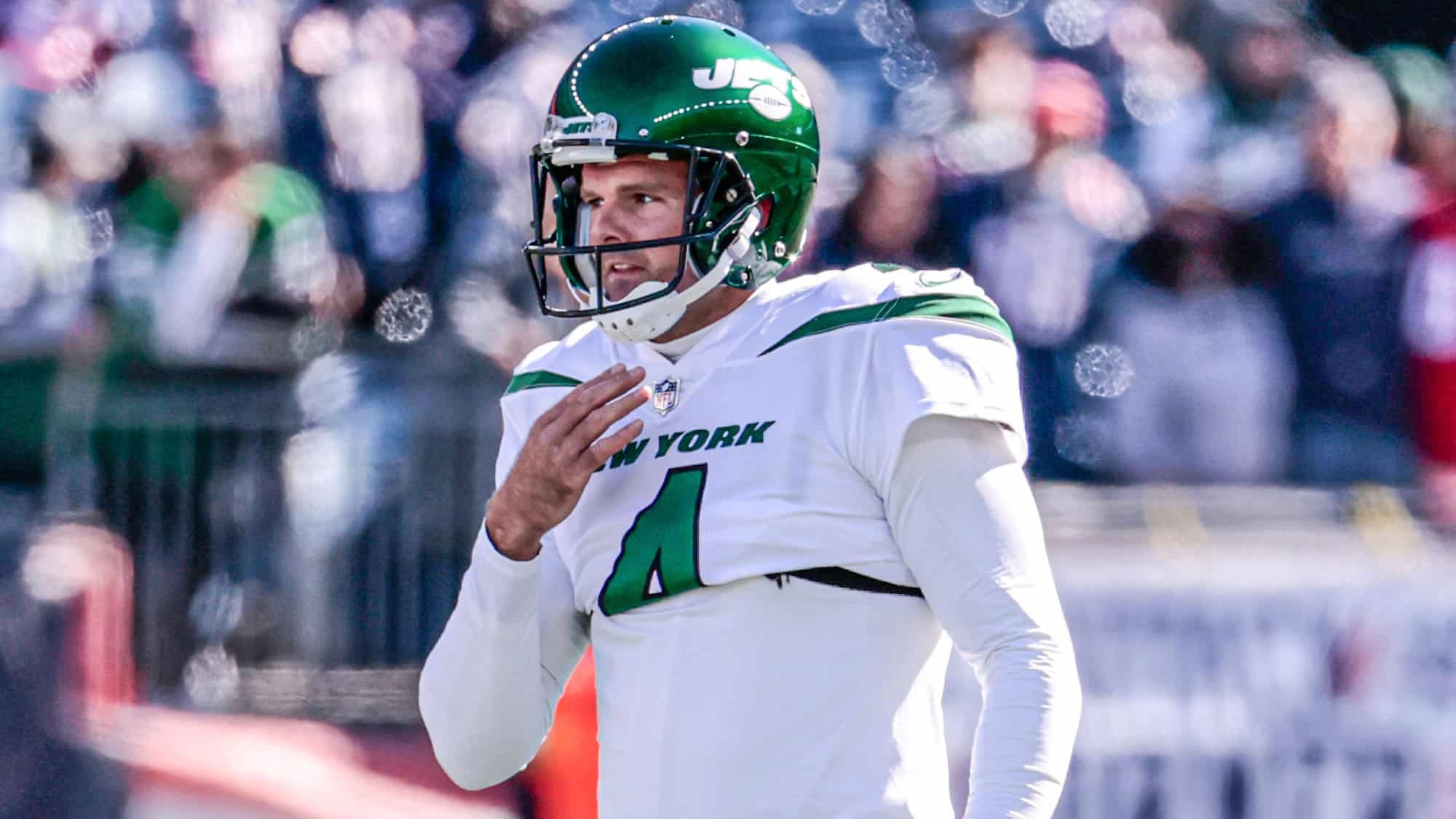 Morgan Moses Returns, Jordan Whitehead Departs